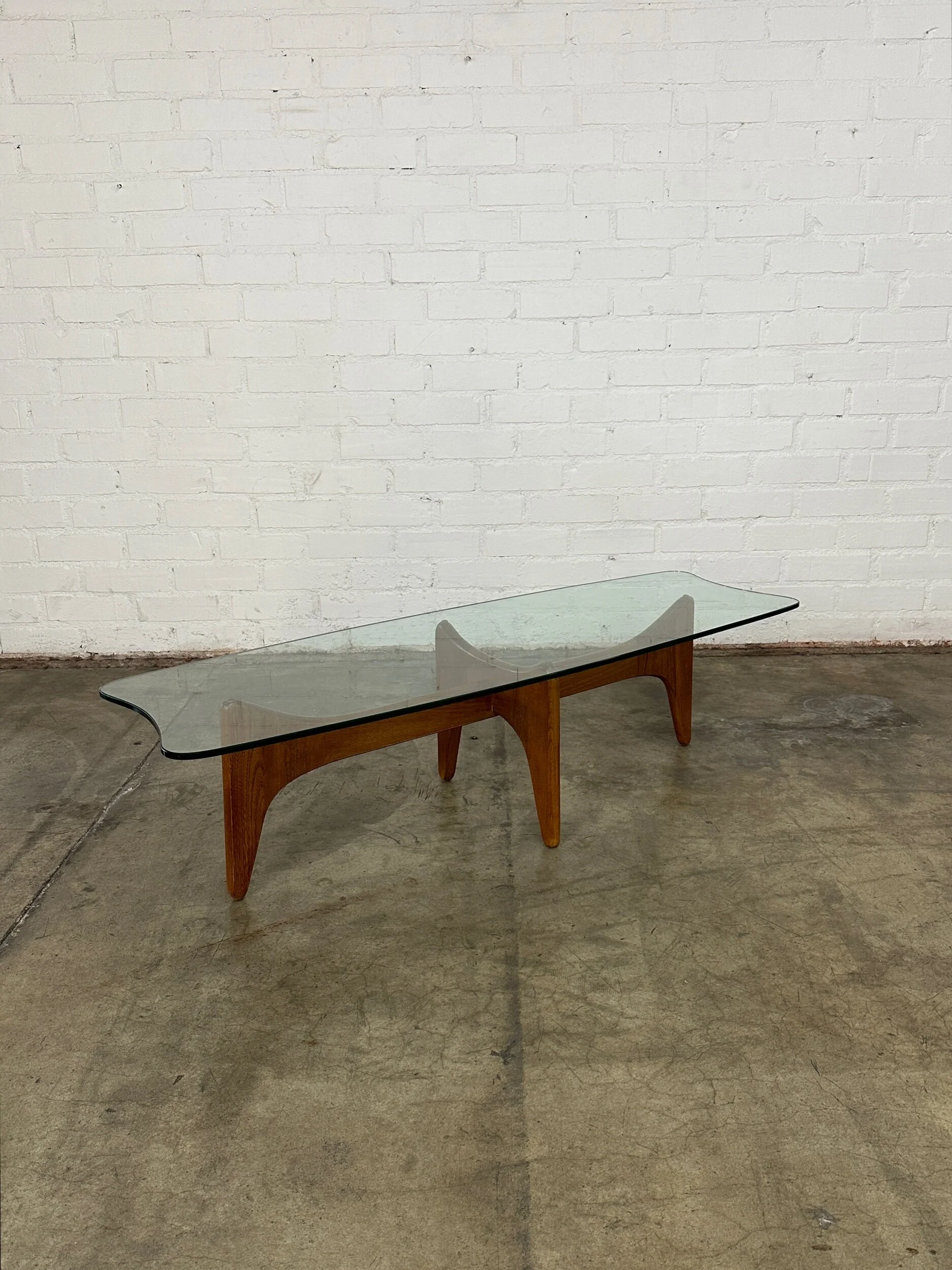 Free form wavy coffee table — VINTAGE ON POINT