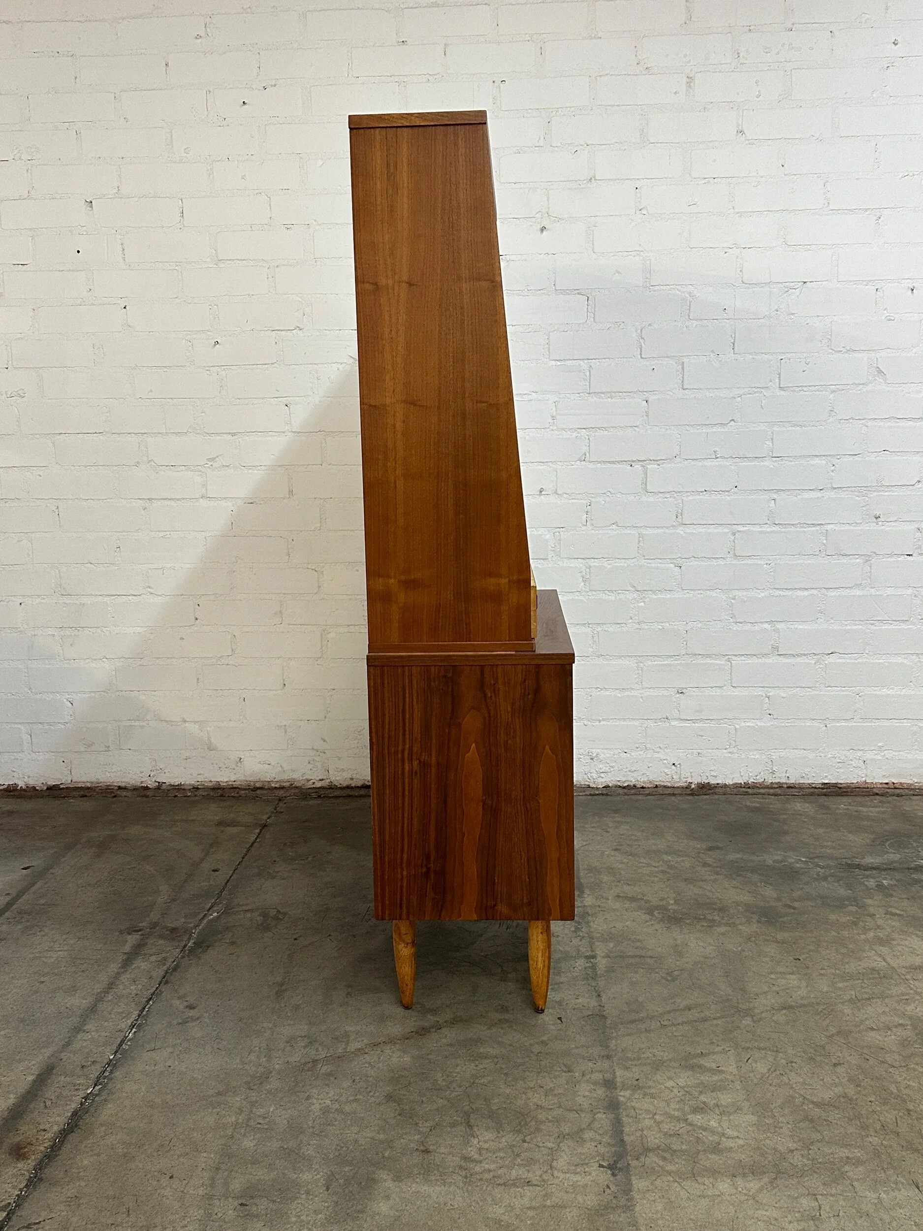 PRODUCTS — VINTAGE ON POINT