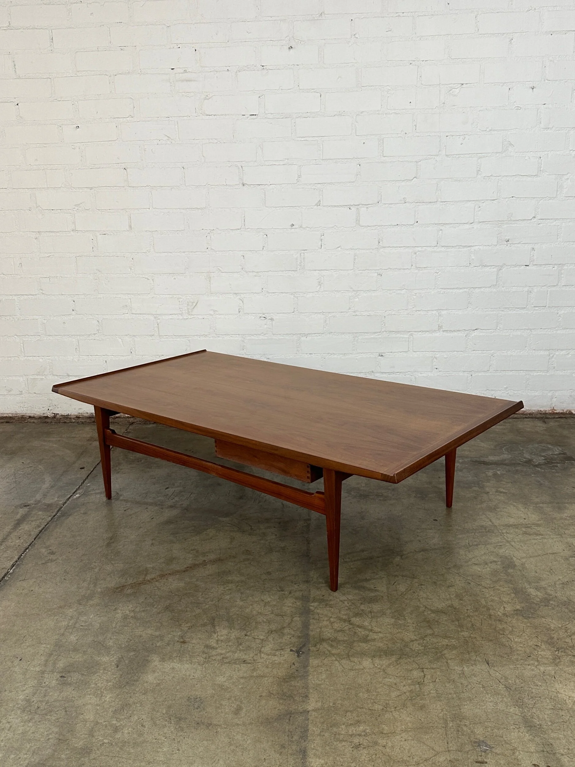 PRODUCTS — VINTAGE ON POINT