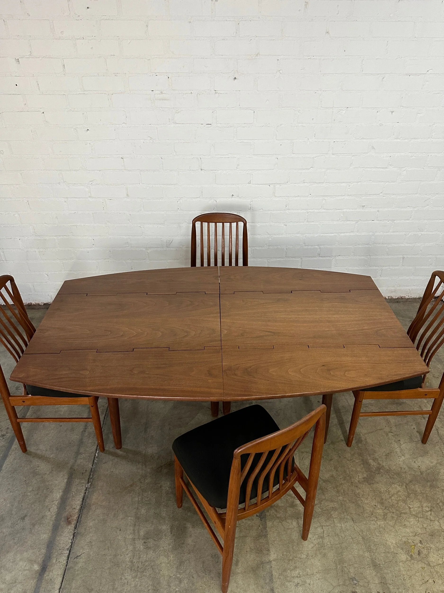 PRODUCTS — VINTAGE ON POINT