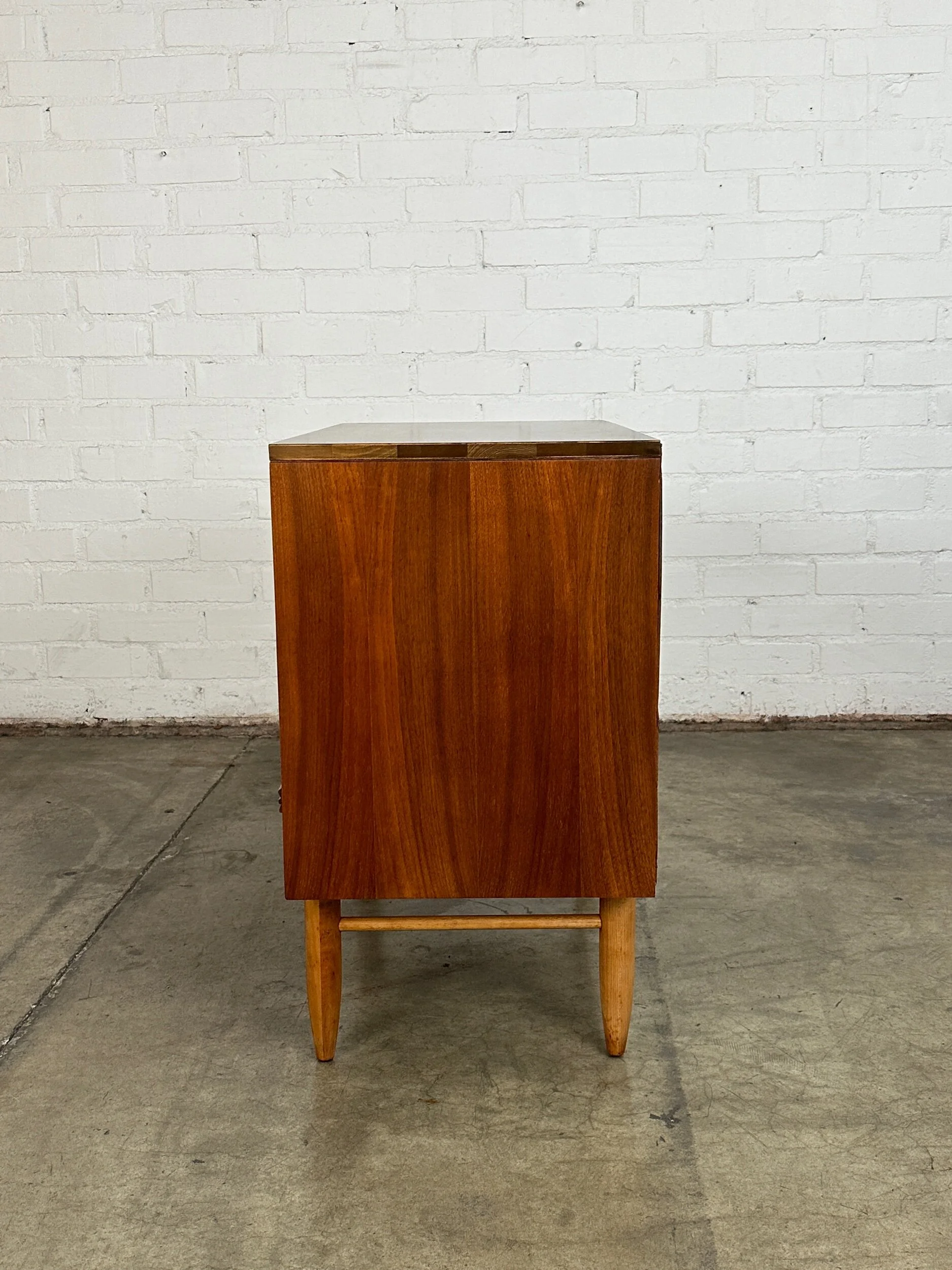 PRODUCTS — VINTAGE ON POINT