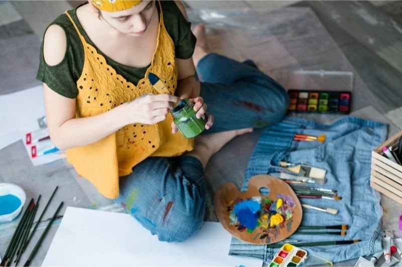 What Happens in an Art Therapy Session? — The Kidd Clinic