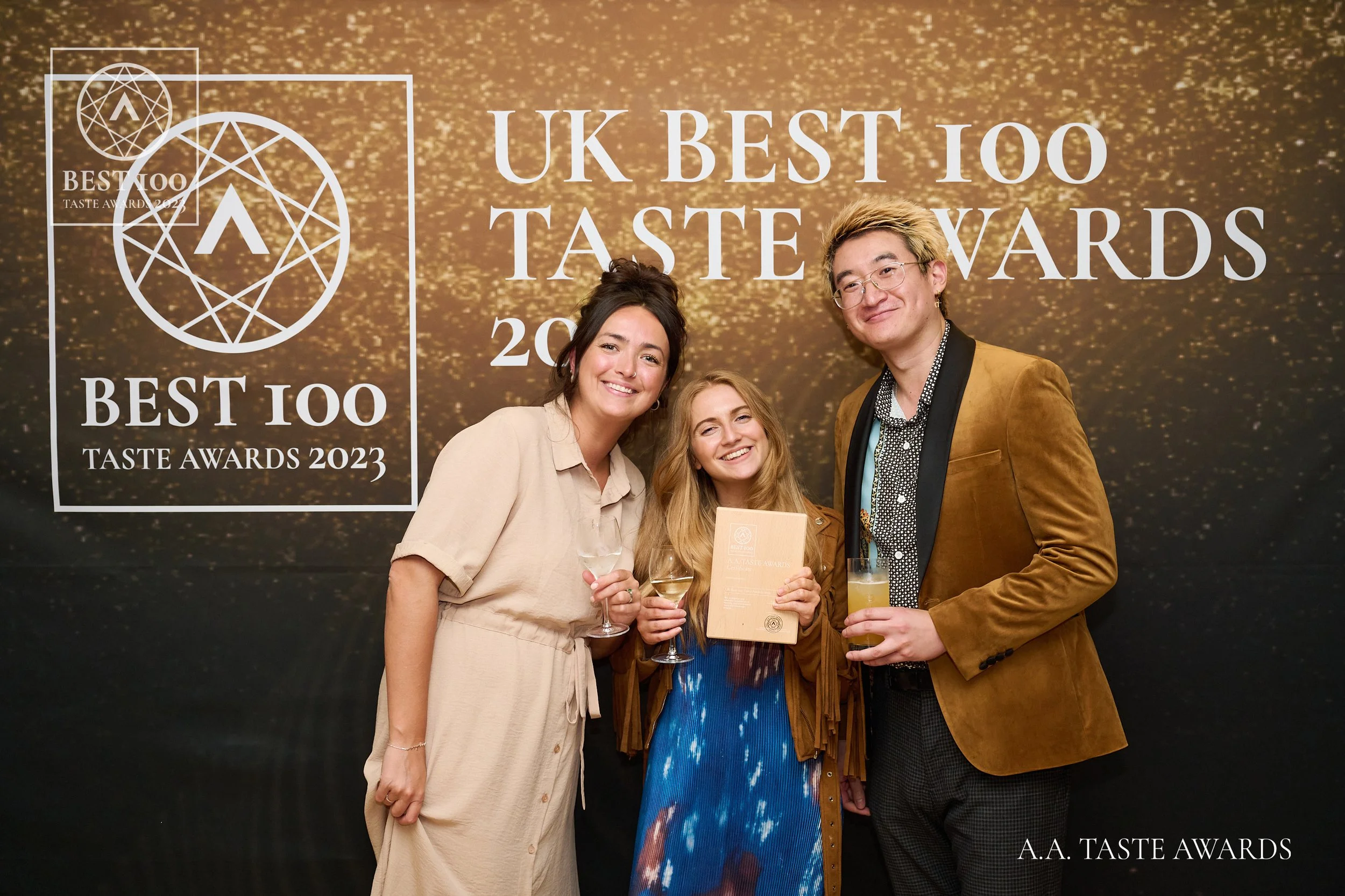 BEST 100 — A.A. TASTE AWARDS — A.A. TASTE AWARDS