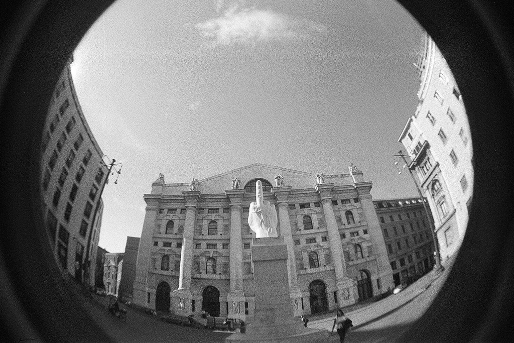 The Middle Finger: A Controversial Statue in Milan — The Nest Milan™