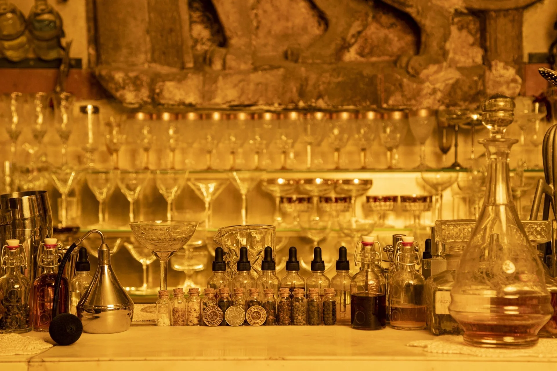 Join the Secret Cocktail Society: Milan's Best Kept Bar Secrets — The ...