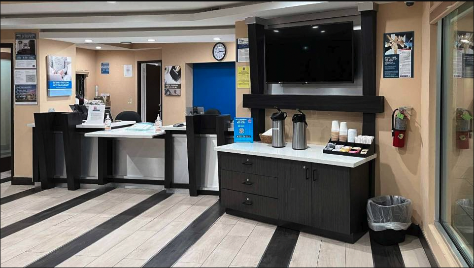 Motel + Studio 6 Vallejo — Visit Vallejo