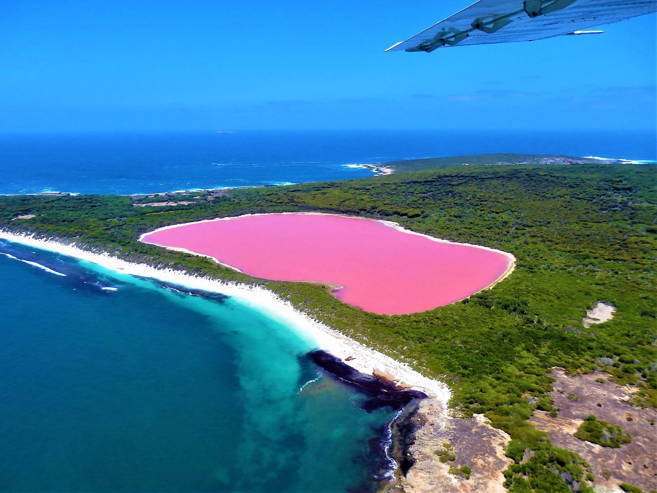 Lake Hillier-Middle Island Flight