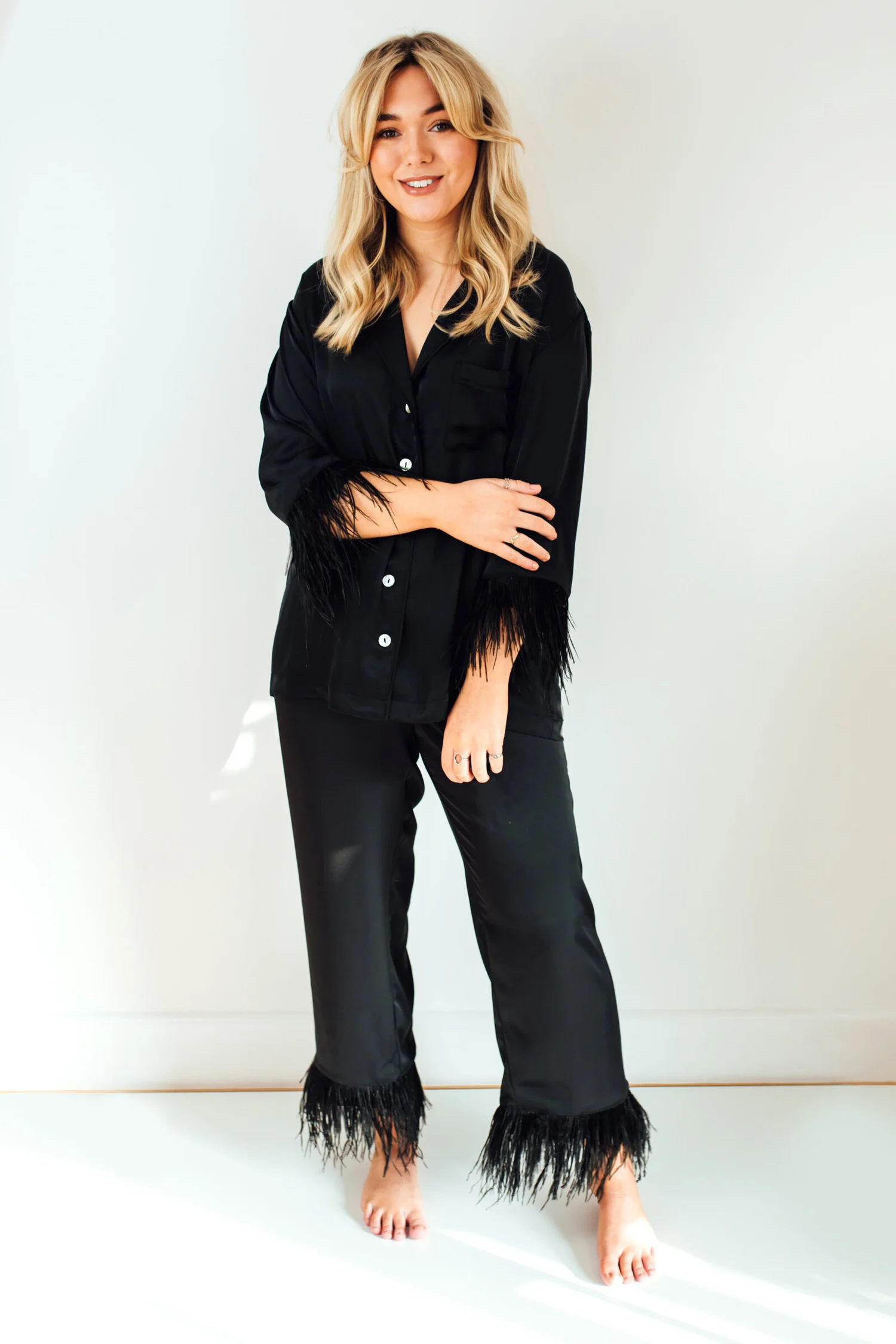 Luna Luxury Classic Ivory Pyjamas with Champagne Ostrich Feathers ...
