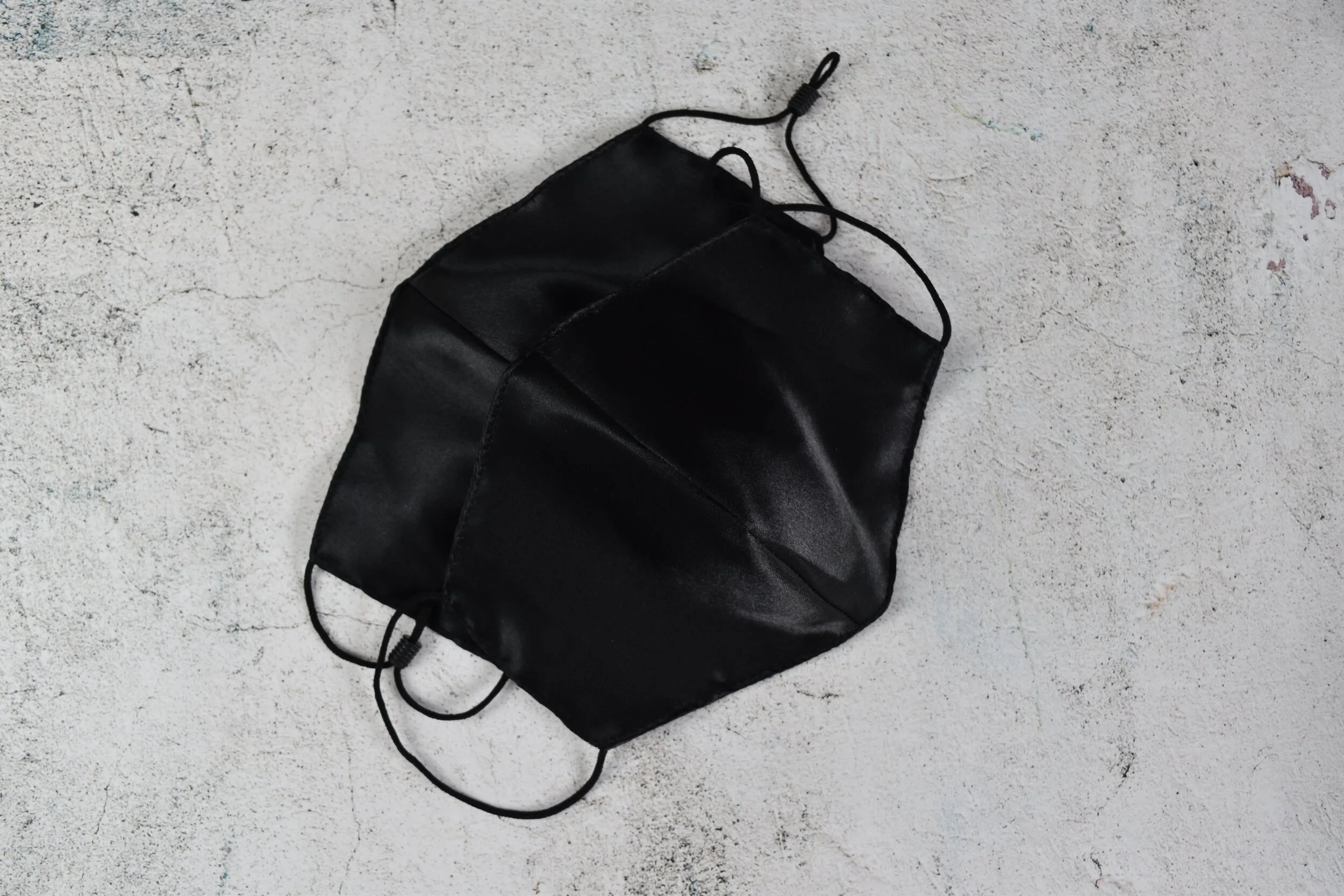 2 Pack Panther Black 19 Momme Silk Face Masks — Luna Nightwear