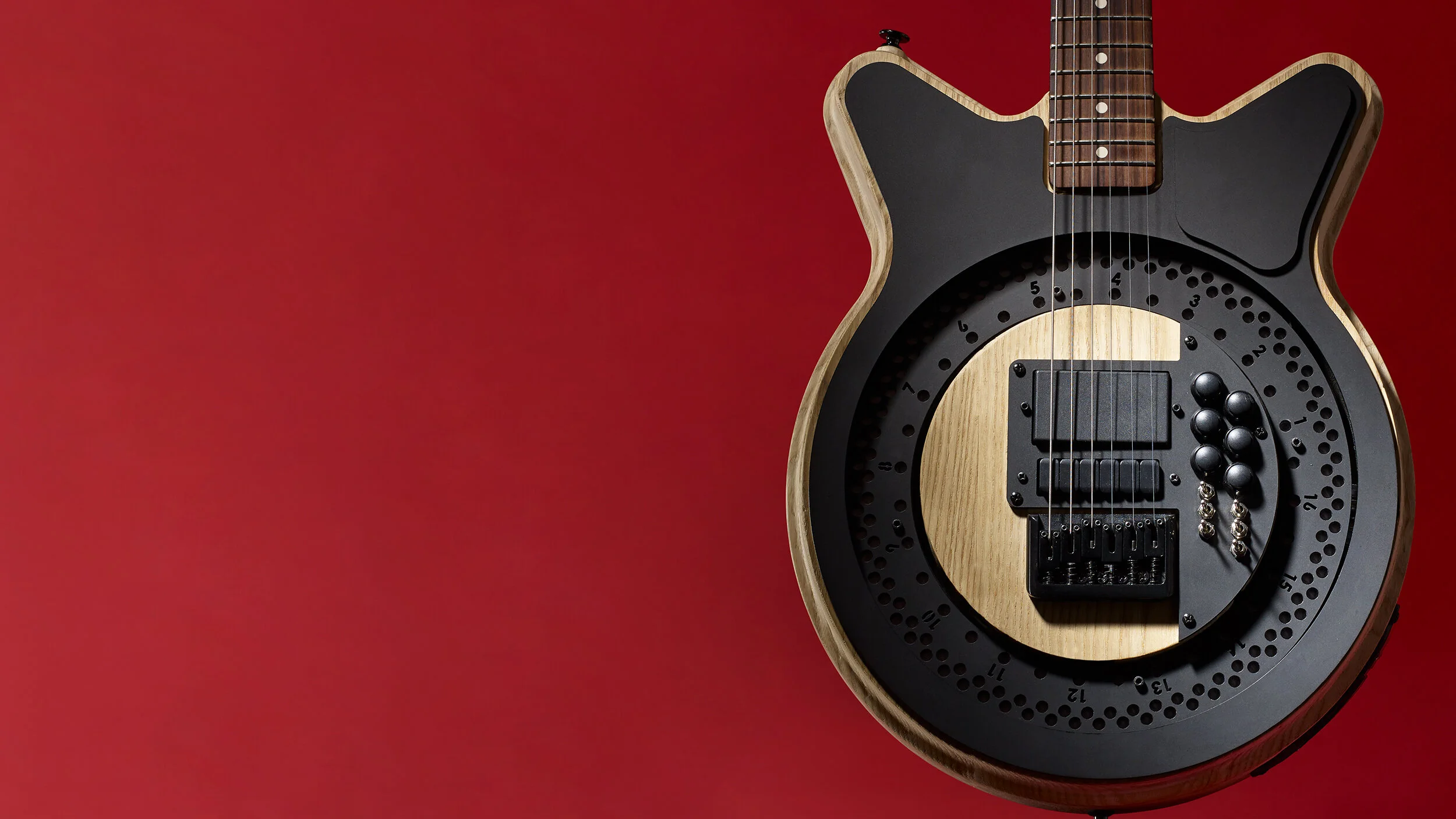 Circle Guitar is a revolutionary new type of electric guitar