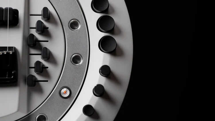 Circle Guitar is a rhythm machine.