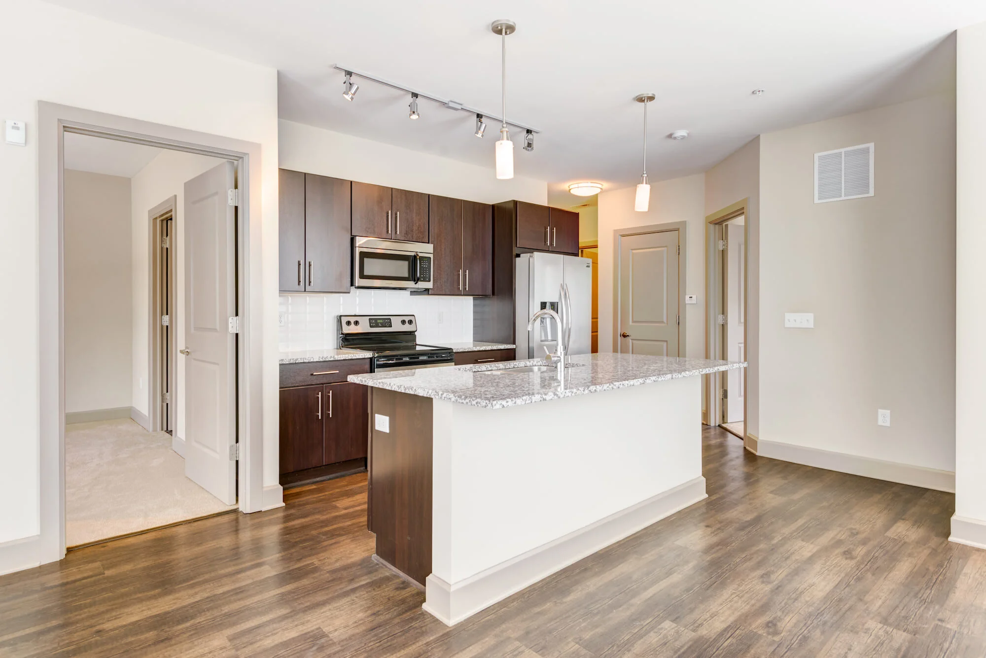 Aston Place | Short North Apartments in Columbus, Ohio