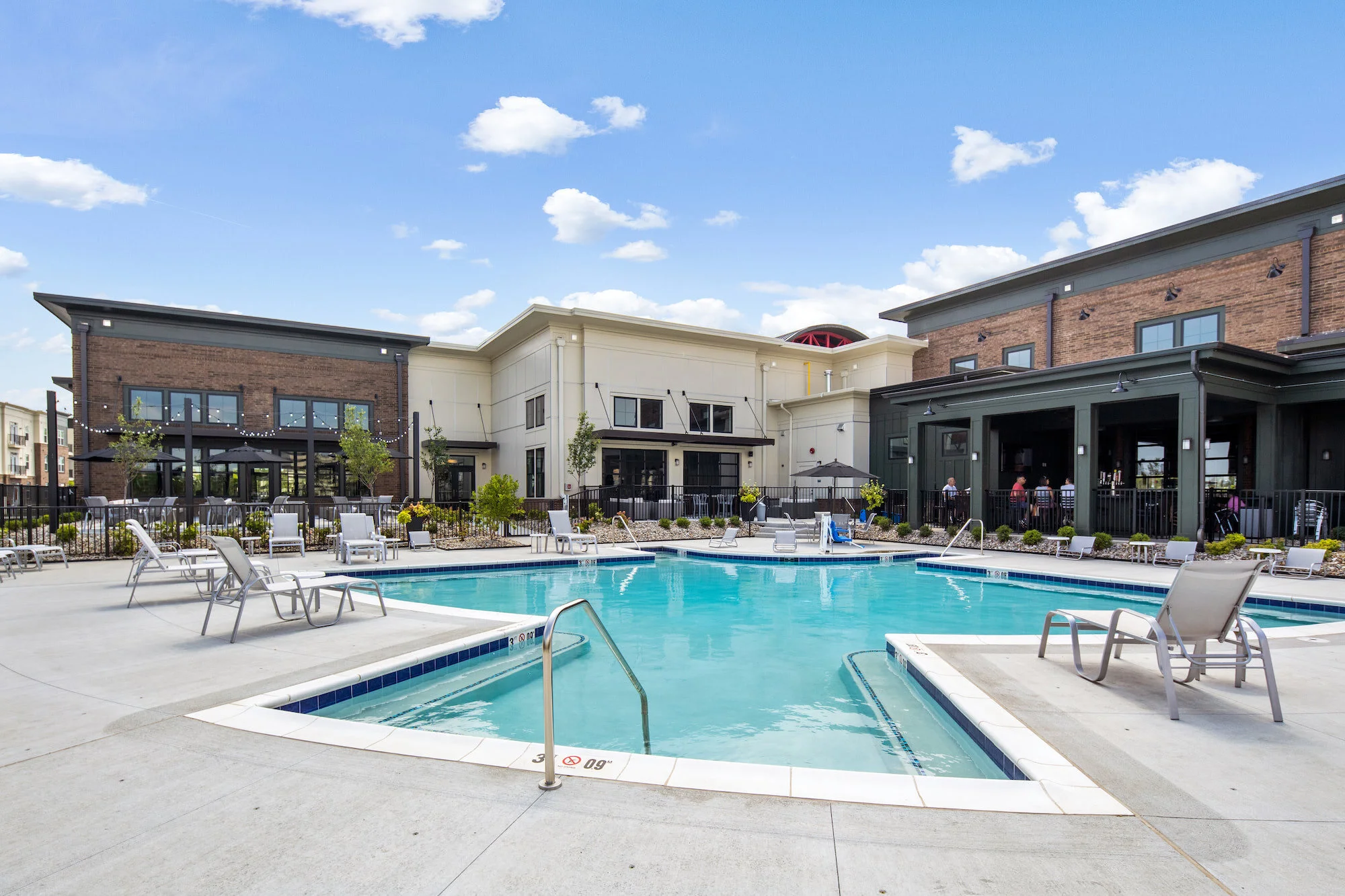Downtown Toledo Apartments — Marina Lofts Toledo
