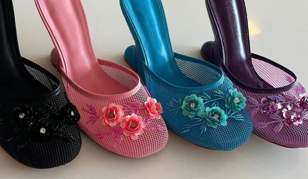 Sandalias Chinas: El calzado de red y brillo está de regreso — Babe ...