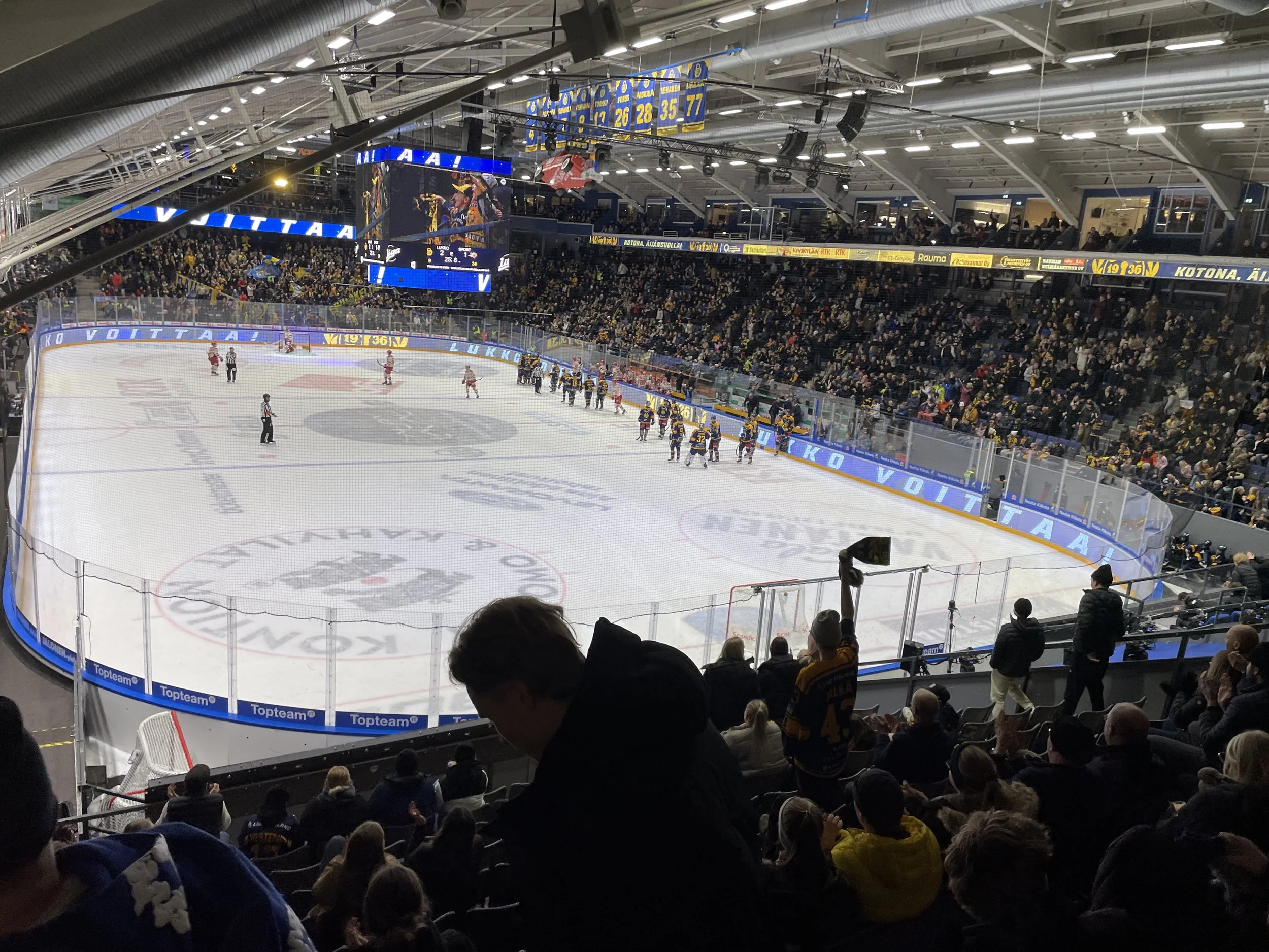 Viikon varrelta: Äijänsuon jäähallin laajennusurakasta kisaa vain kaksi ...