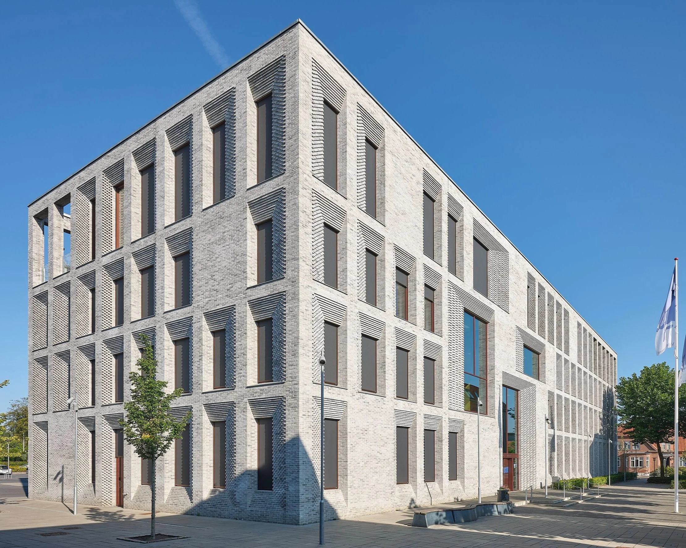 Alux | 30 years of experience in Solar Shading, Mechanical security ...