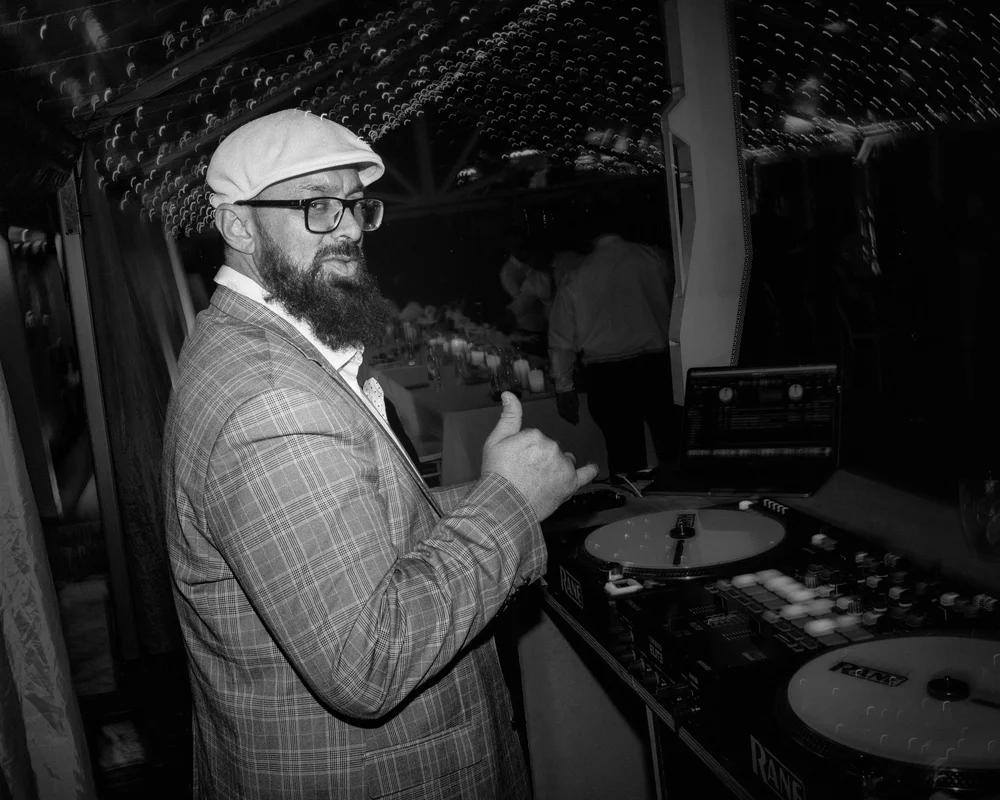 About — DJ Live Music Entertainment - Weddings | Bars | Venues