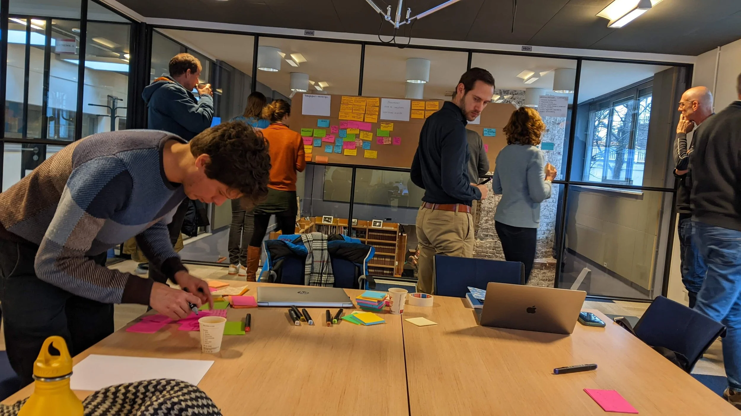 Bouwstenen — brokkenmakers