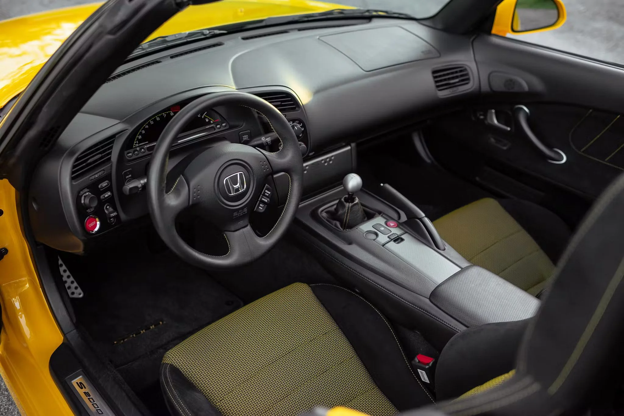 Honda S2000 Interior