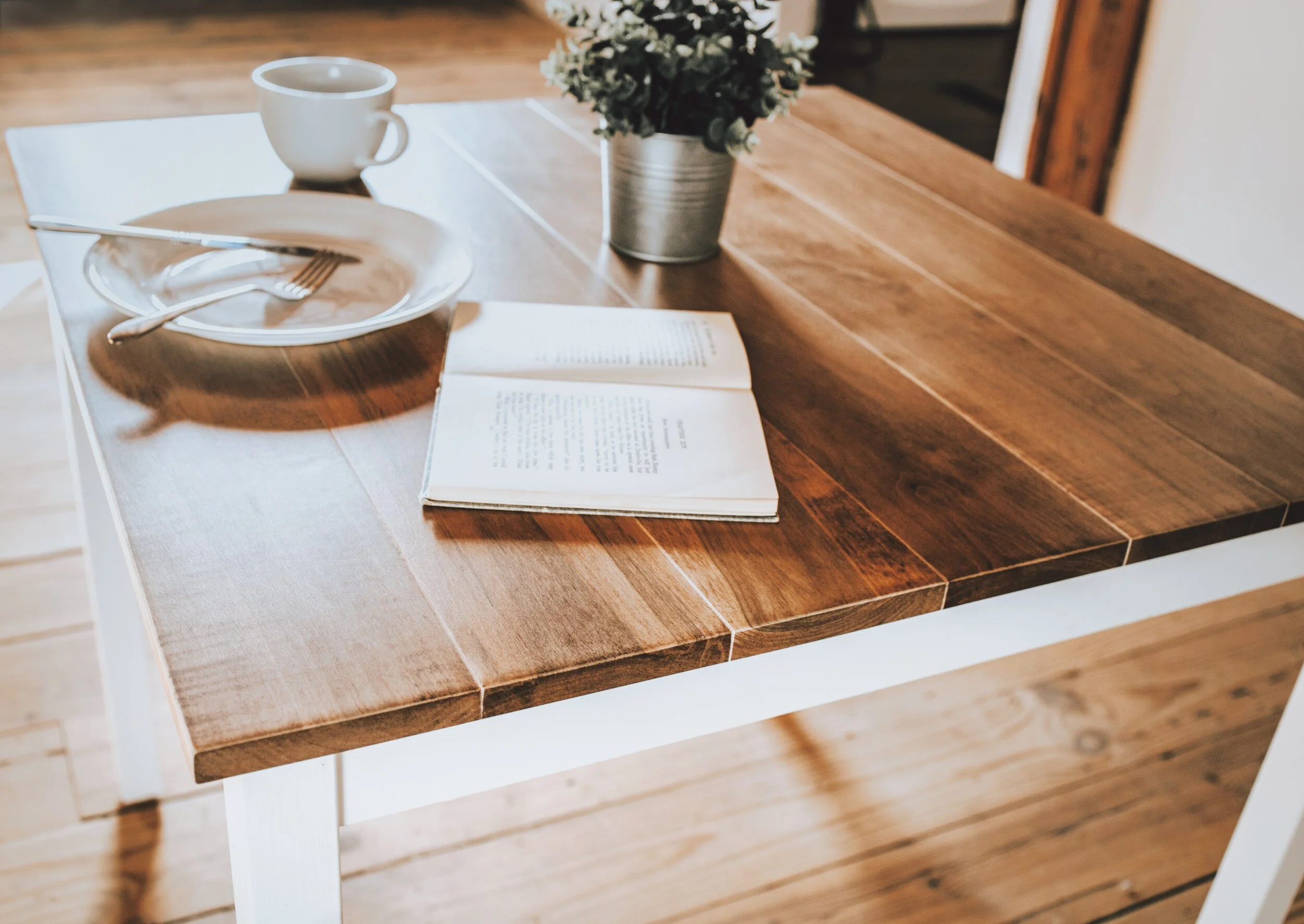 The Hannah - Dining Table - Kitchen Table Set