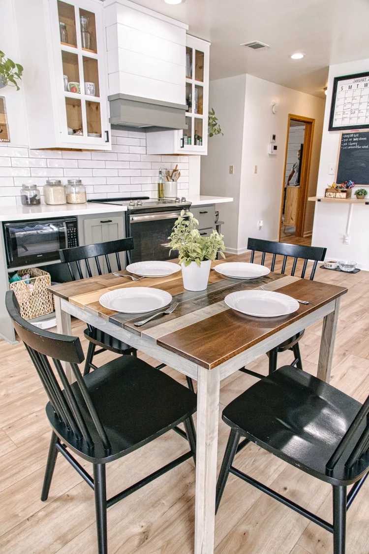 The Hannah - Dining Table - Kitchen Table Set