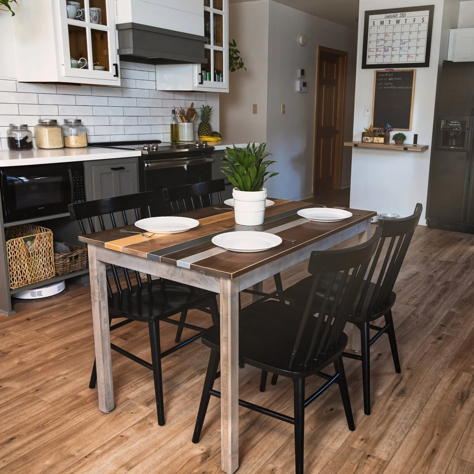 The Hannah - Dining Table - Kitchen Table Set