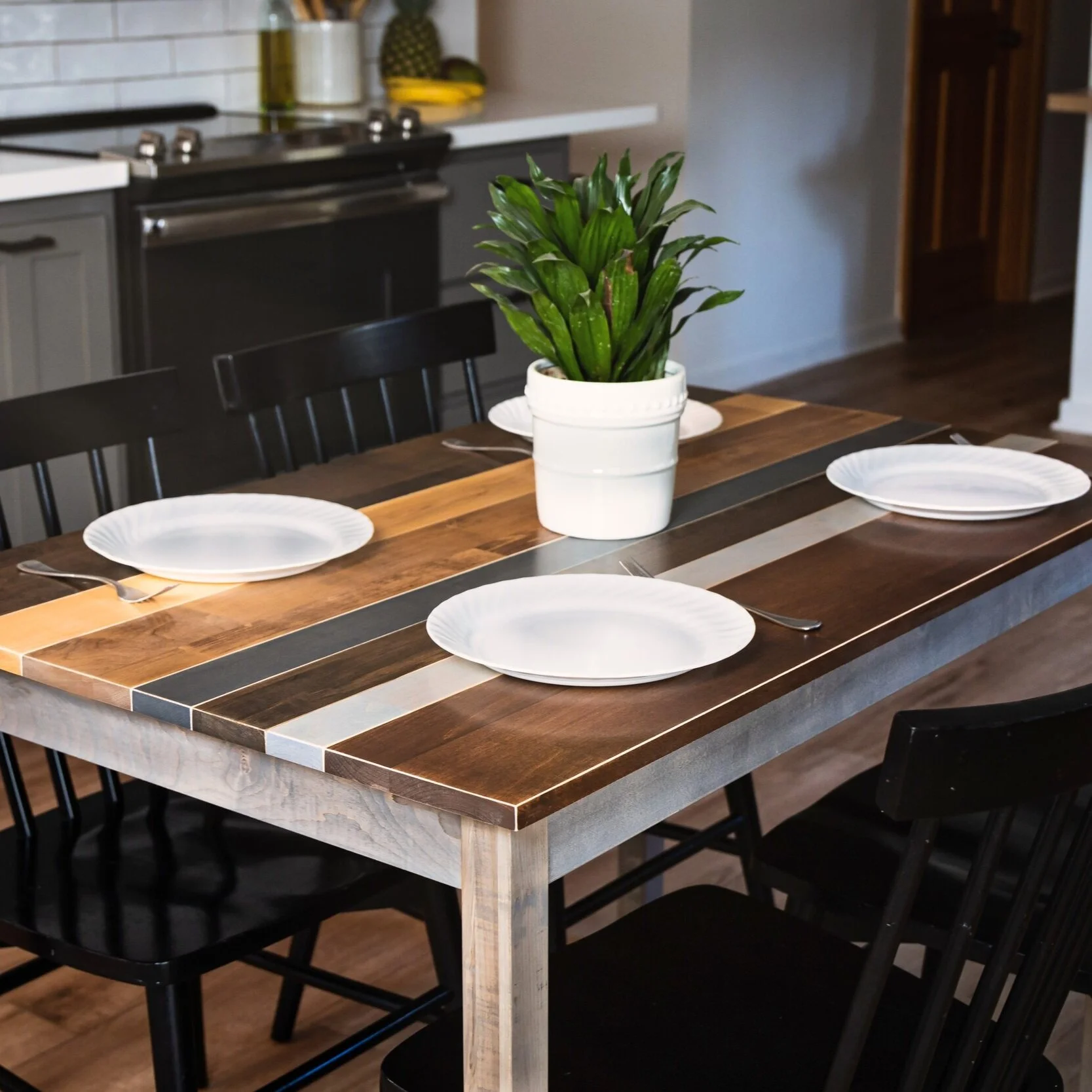 The Willow - Breakfast Table Set