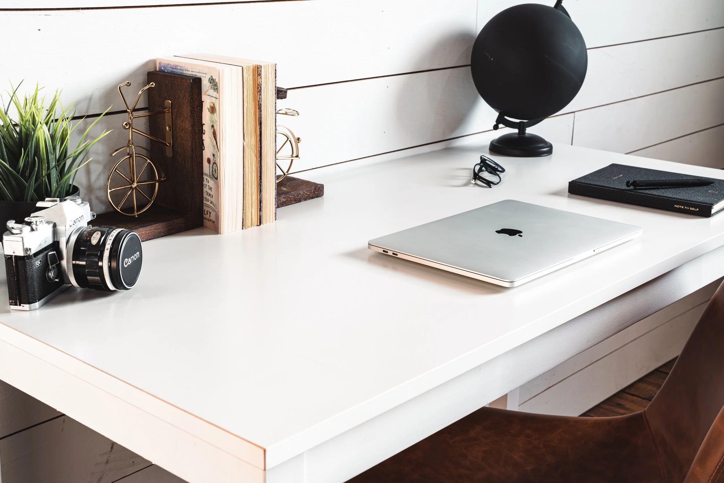 The Wren - Computer Desk