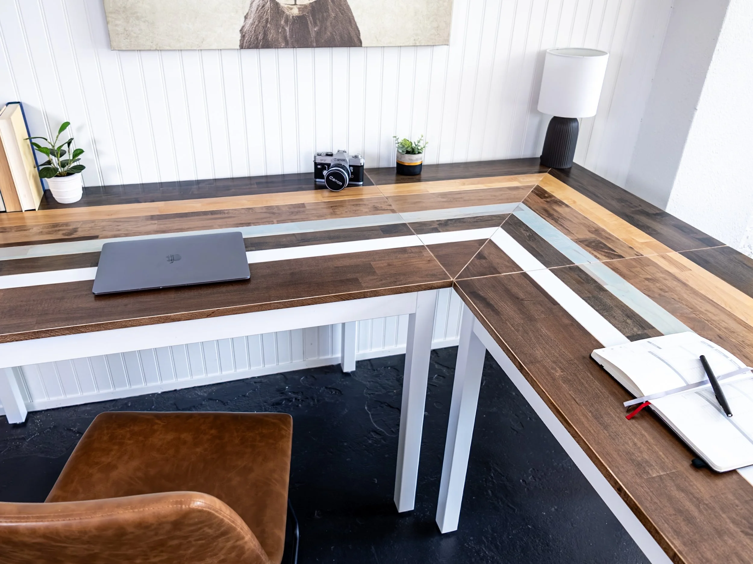 The Wren - Computer Desk