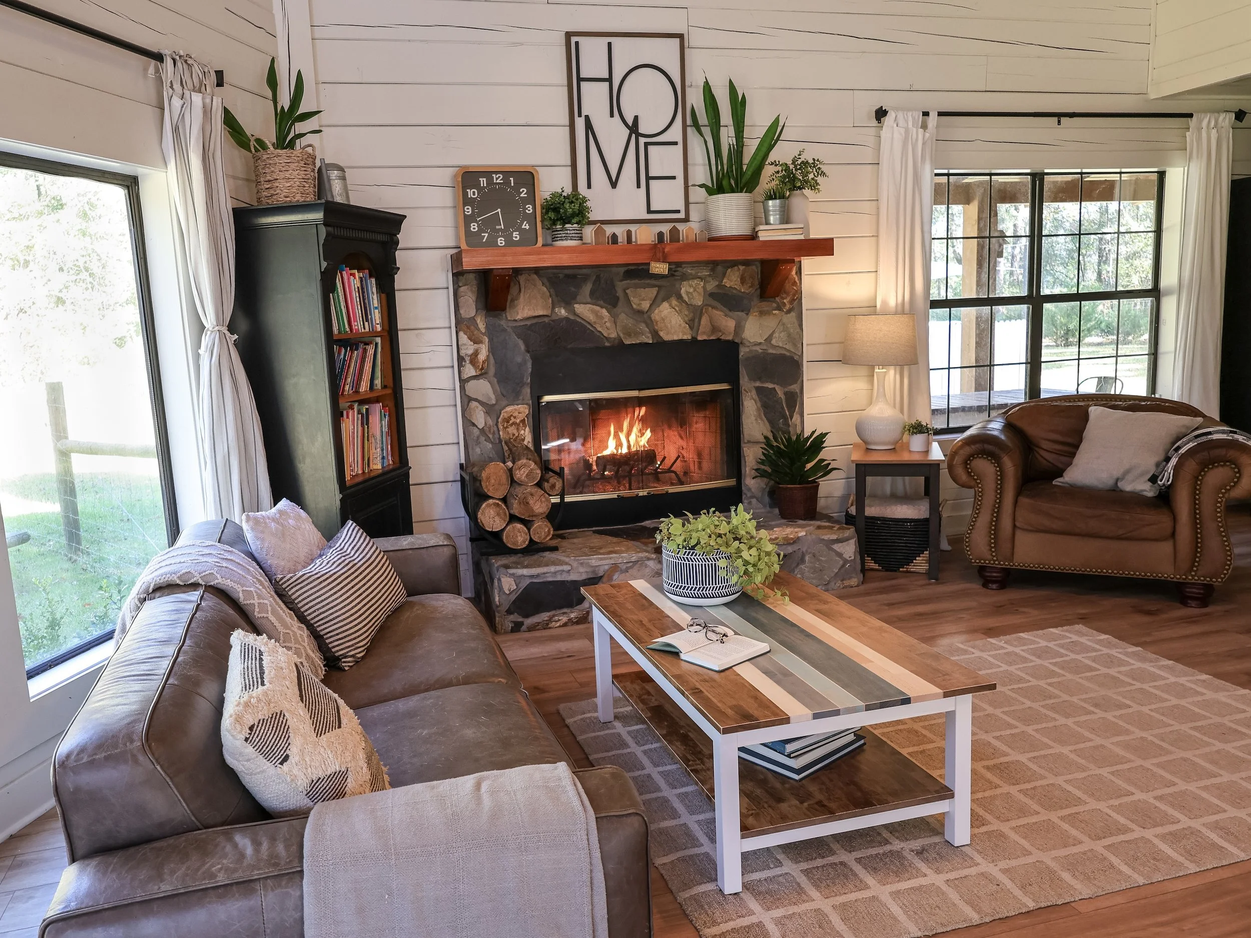 The Jessiah Black Edition | Solid Wood Desk