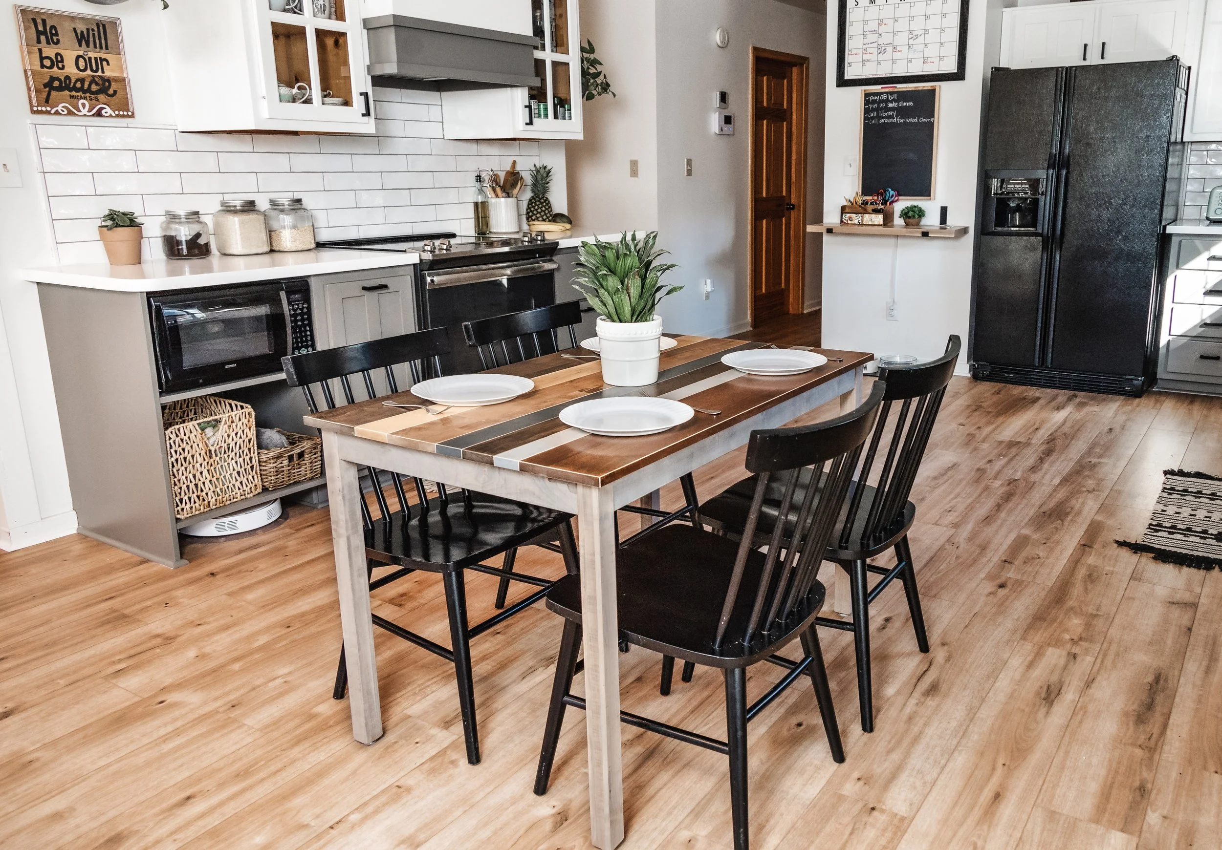 The Hannah - Dining Table - Kitchen Table Set