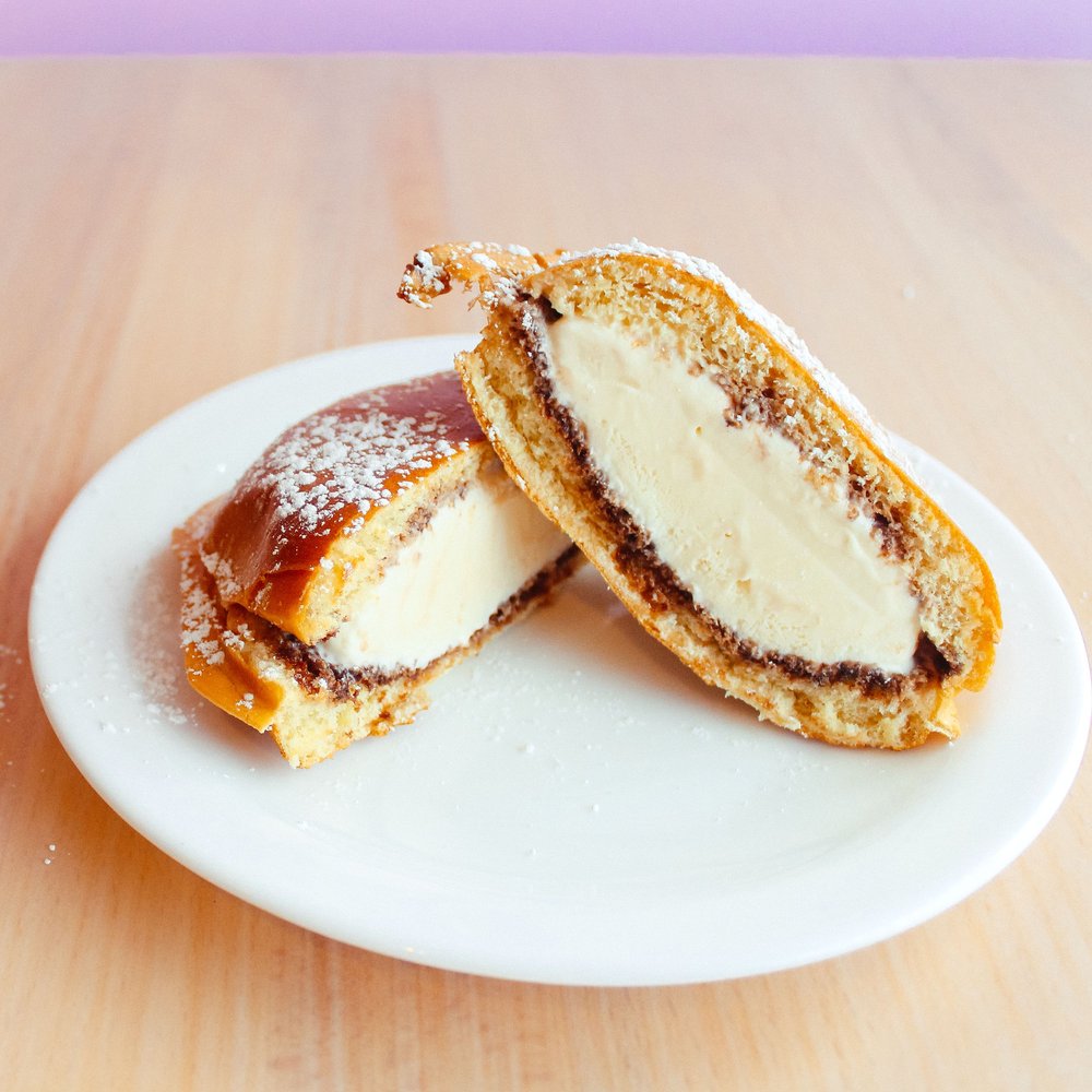 Double Rainbow Cafe - Ice Cream