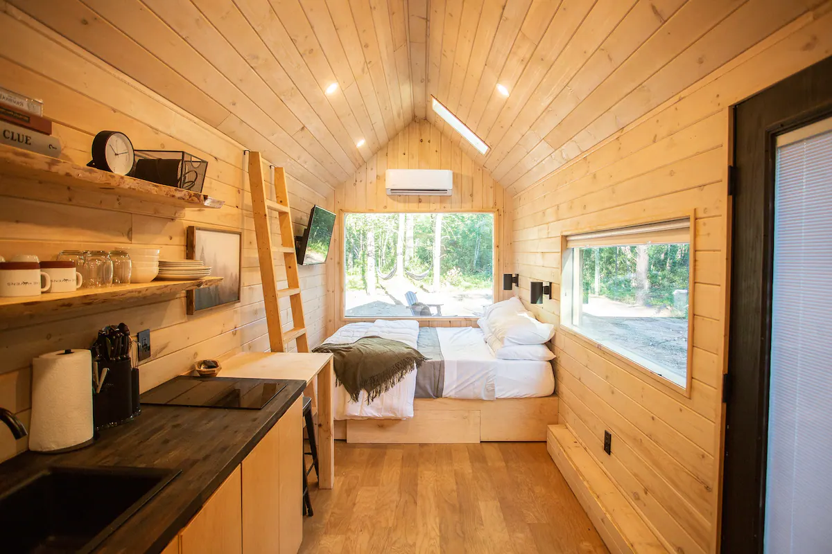 Beautiful and Cozy Tiny Homes that you can rent on Airbnb and VRBO ...