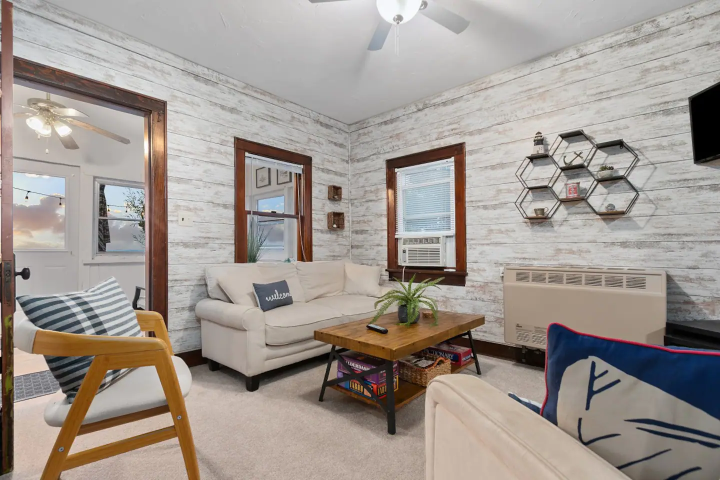 Cozy and Romantic Airbnb and VRBO Rentals in Wisconsin - Best Romantic ...