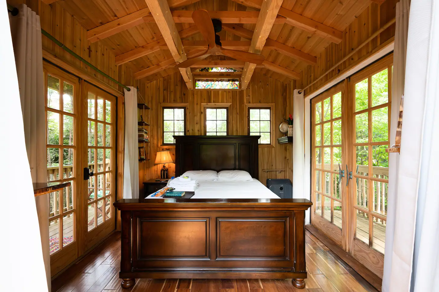 Elevate Your Next Getaway to Georgia by Staying in a One of a Kind Treehouse on Airbnb or VRBO ...