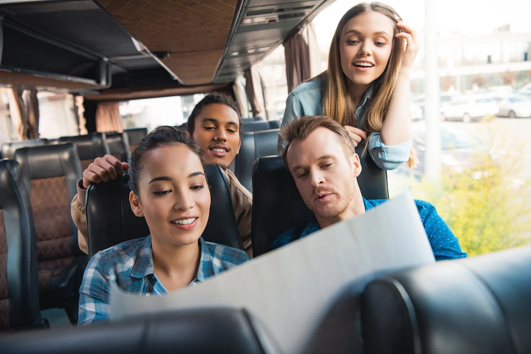 Choosing the Right Charter Bus: Expert Tips - Pinnacle Coachlines