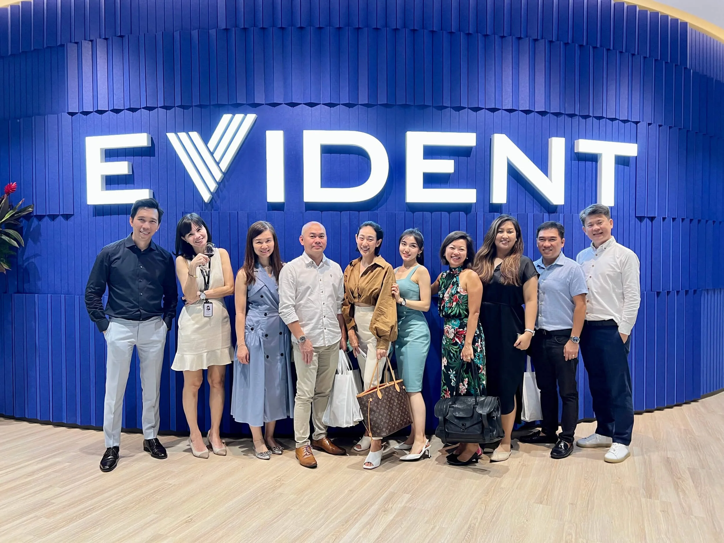 新锐品牌 Evident 全新办公室落成启用 — ⚫⚪Conexus工作室