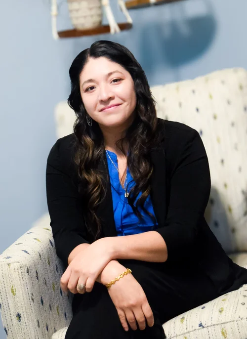 Elizabeth Awad, LMSW - 76018 — Salyer Counseling