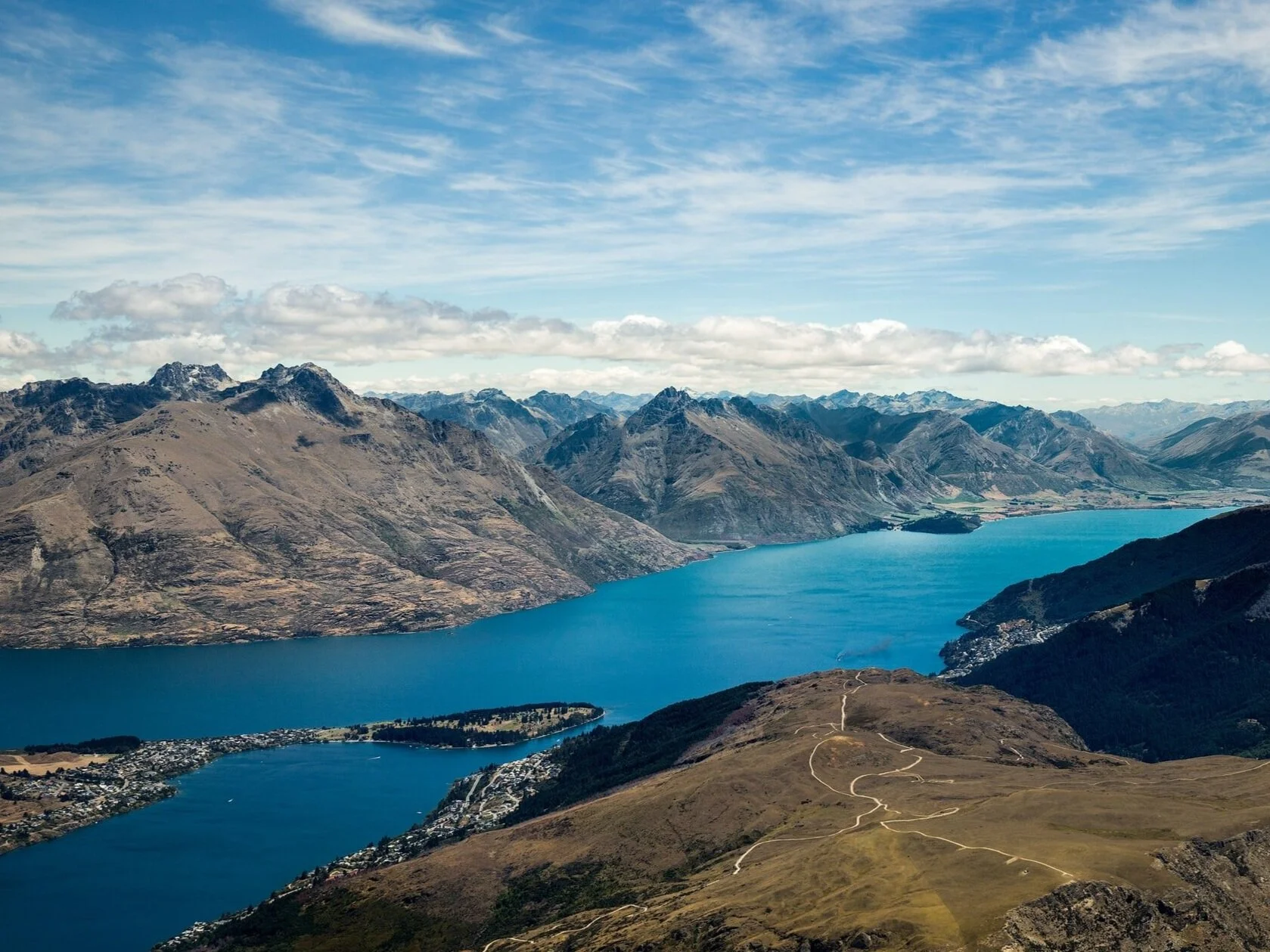 Discover Queenstown: Your Gateway to Adventure & Relaxation — Her Nomad ...