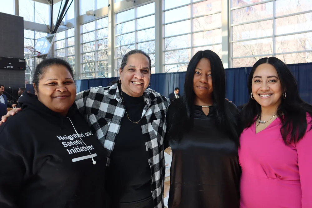 Re-elect Council Member Amanda Farias