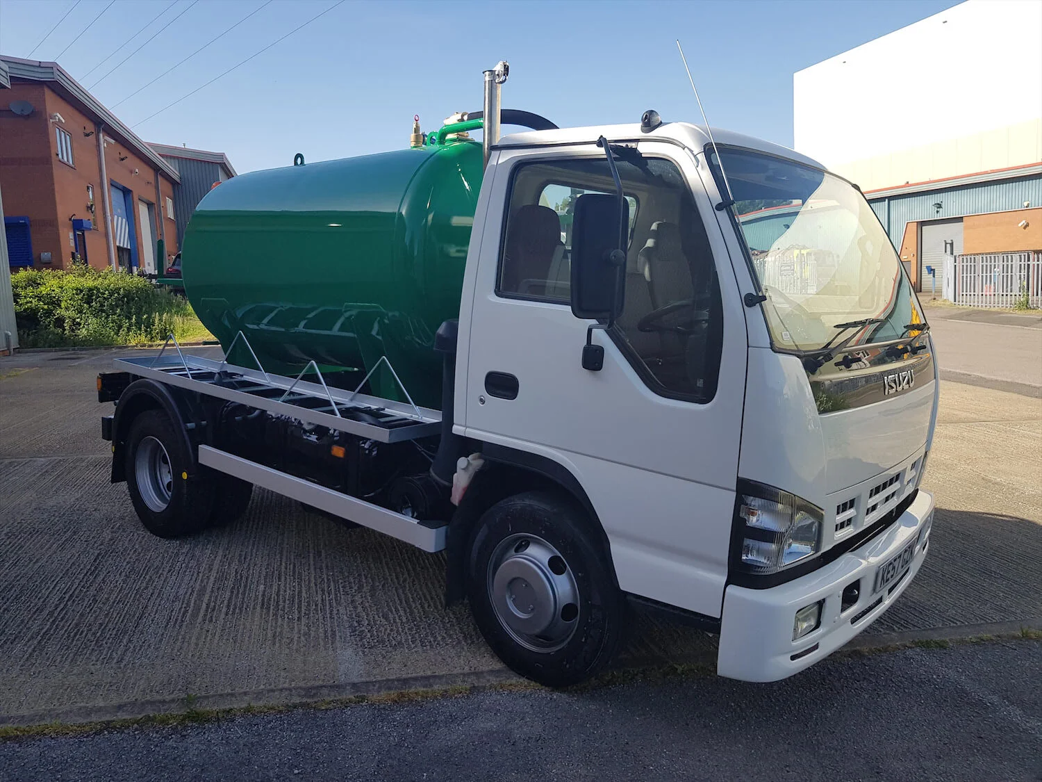 700 gallon Vacuum Cesspit Tanker for Greenapple — Buckinghams