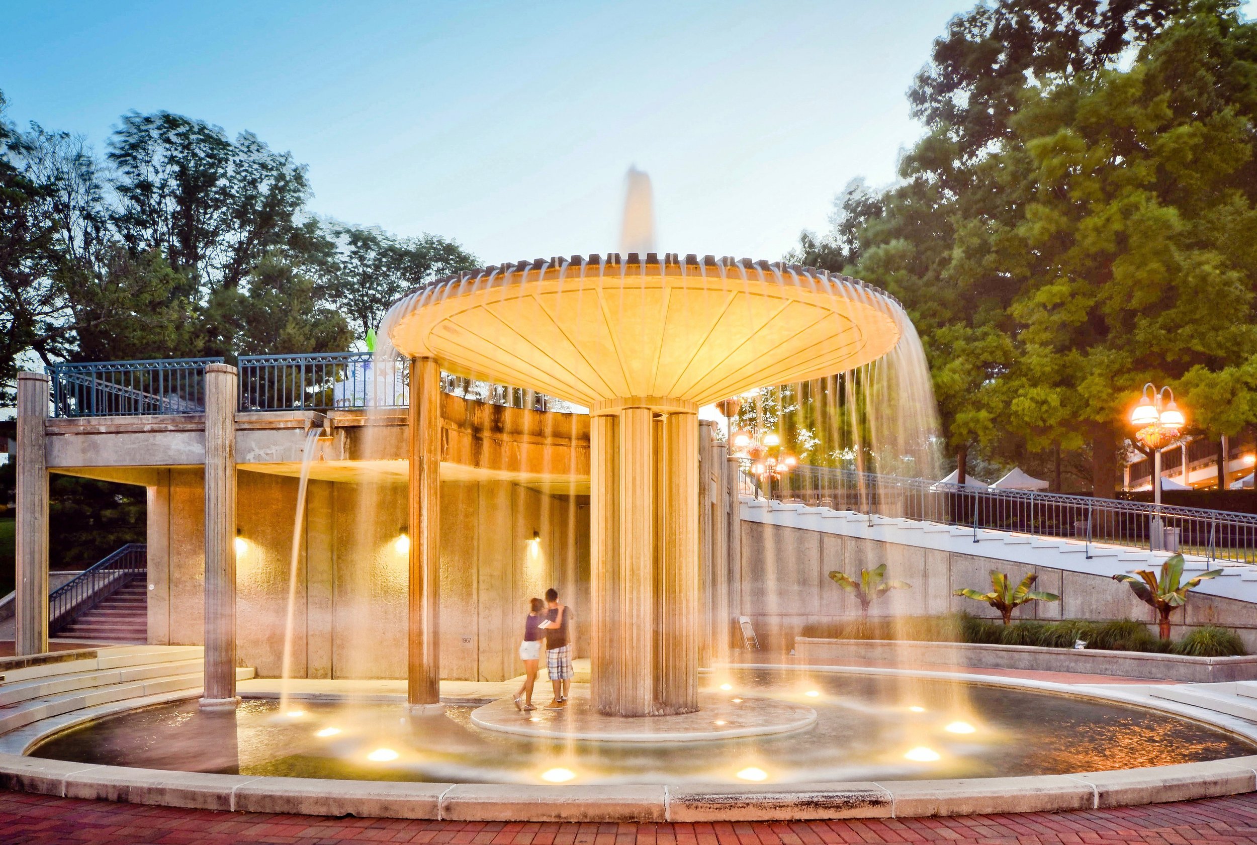 Jacob Goldsmith is an Award-winning AmericanArtist. Modern and ...