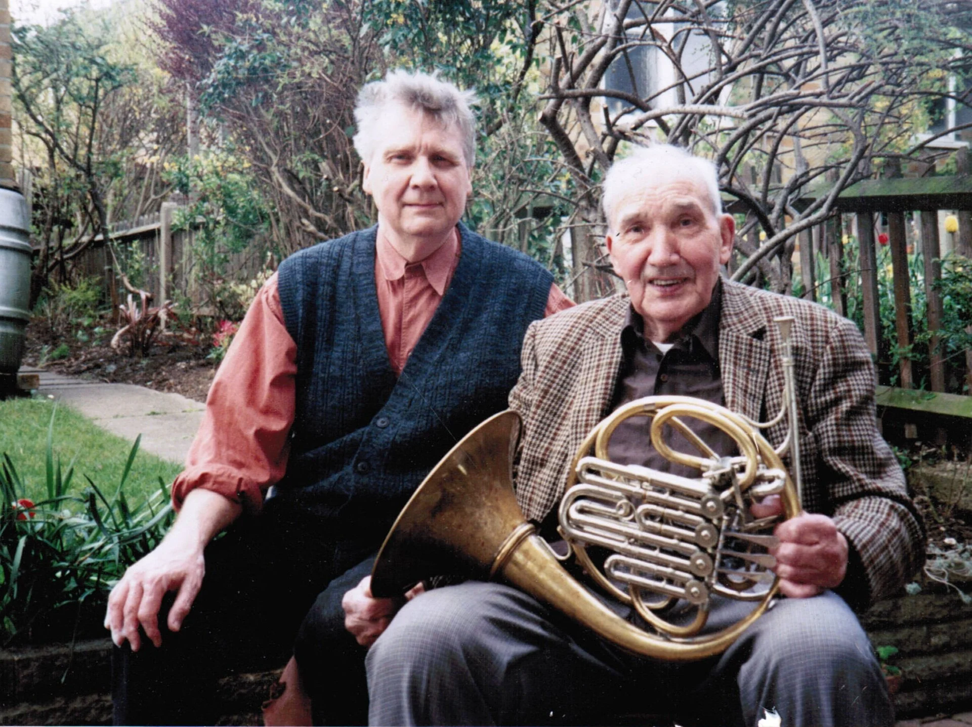 Discogs Forum - Merging/Sorting Out James/Jim Buck