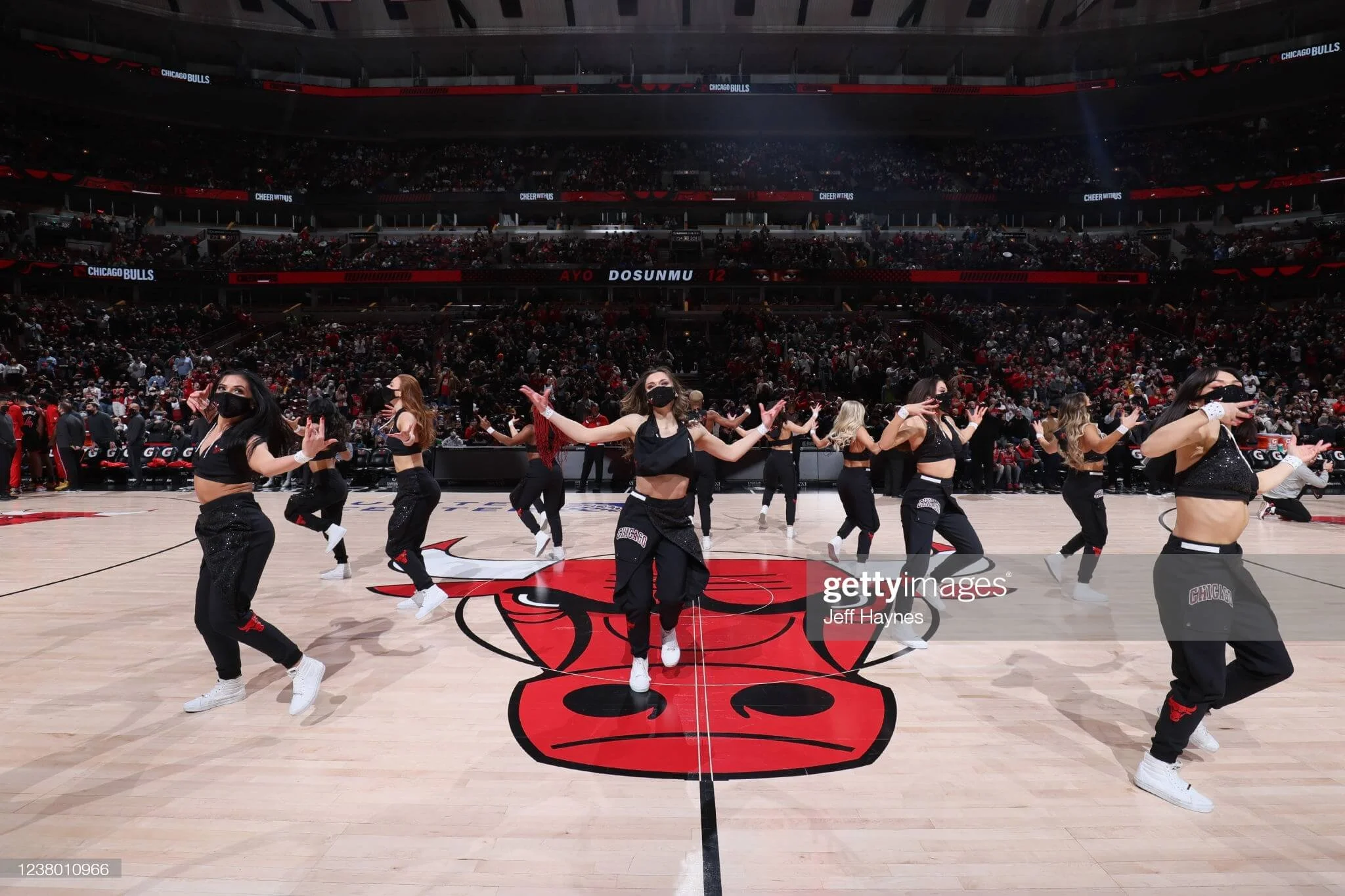 How to become a professional NBA Dancer — The Sideline Secrets