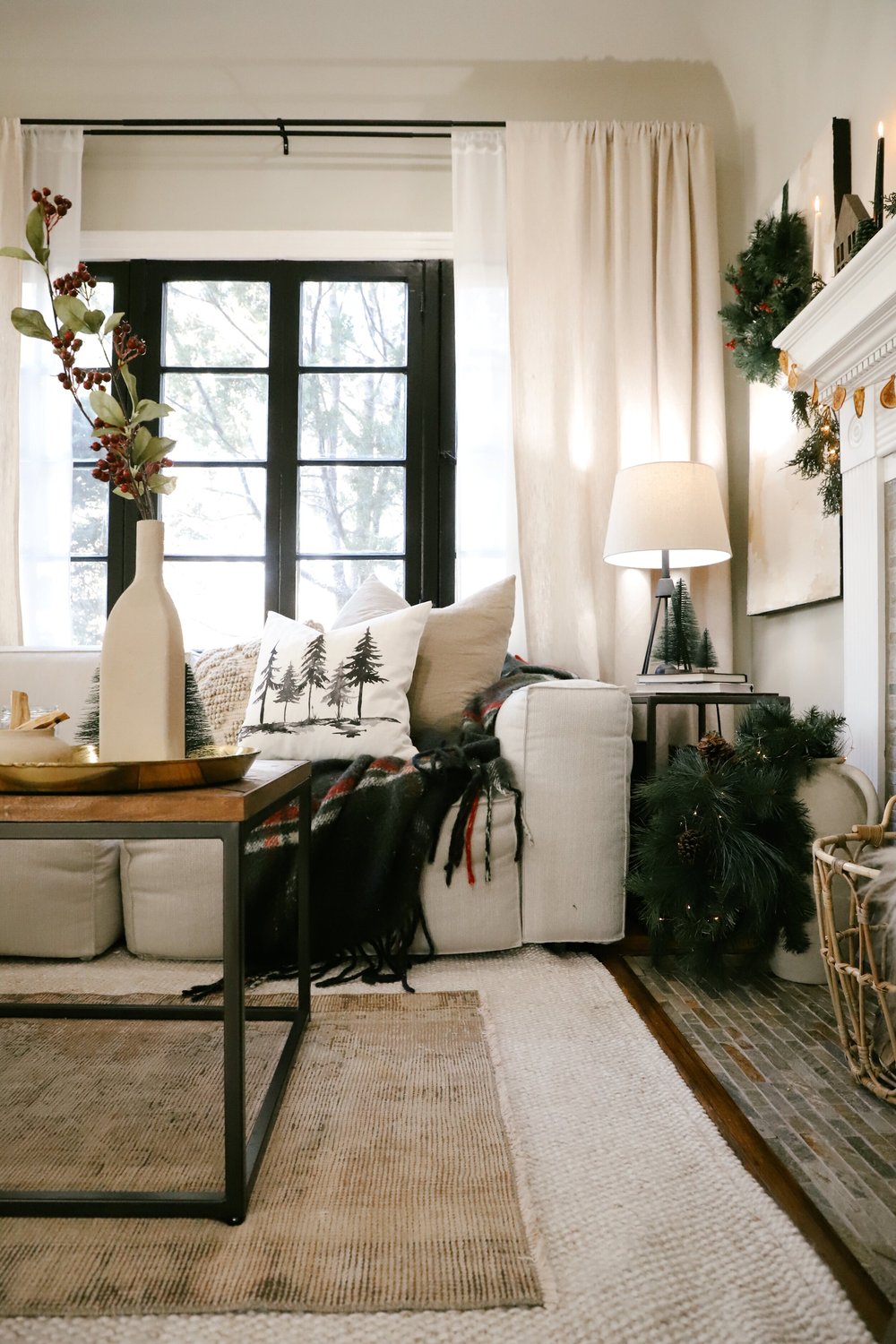 Guide To Decorating For Seasons & Holidays — XO, MaCenna