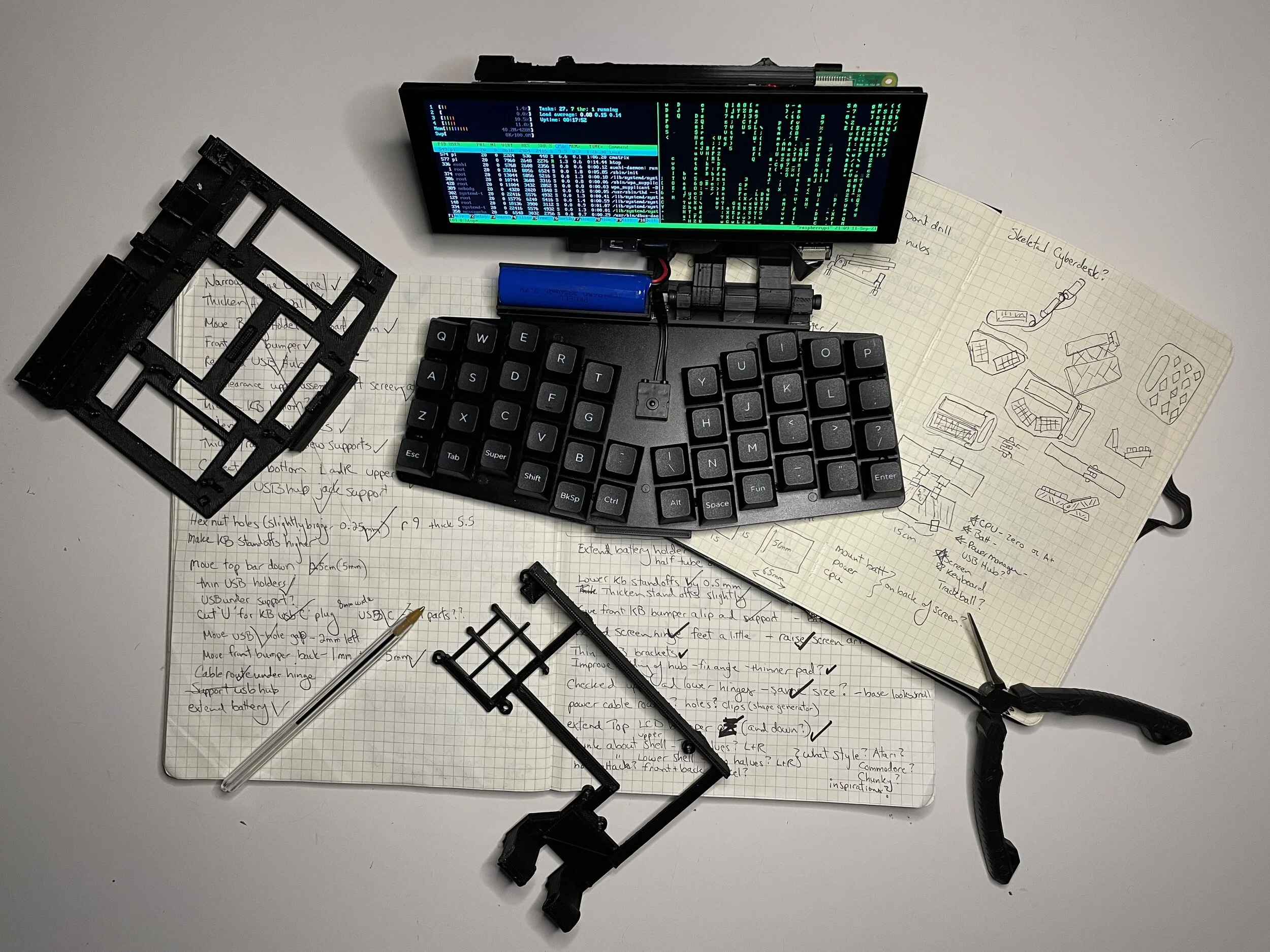 Skeletal Cyberdeck — THE CYBERDECK CAFE