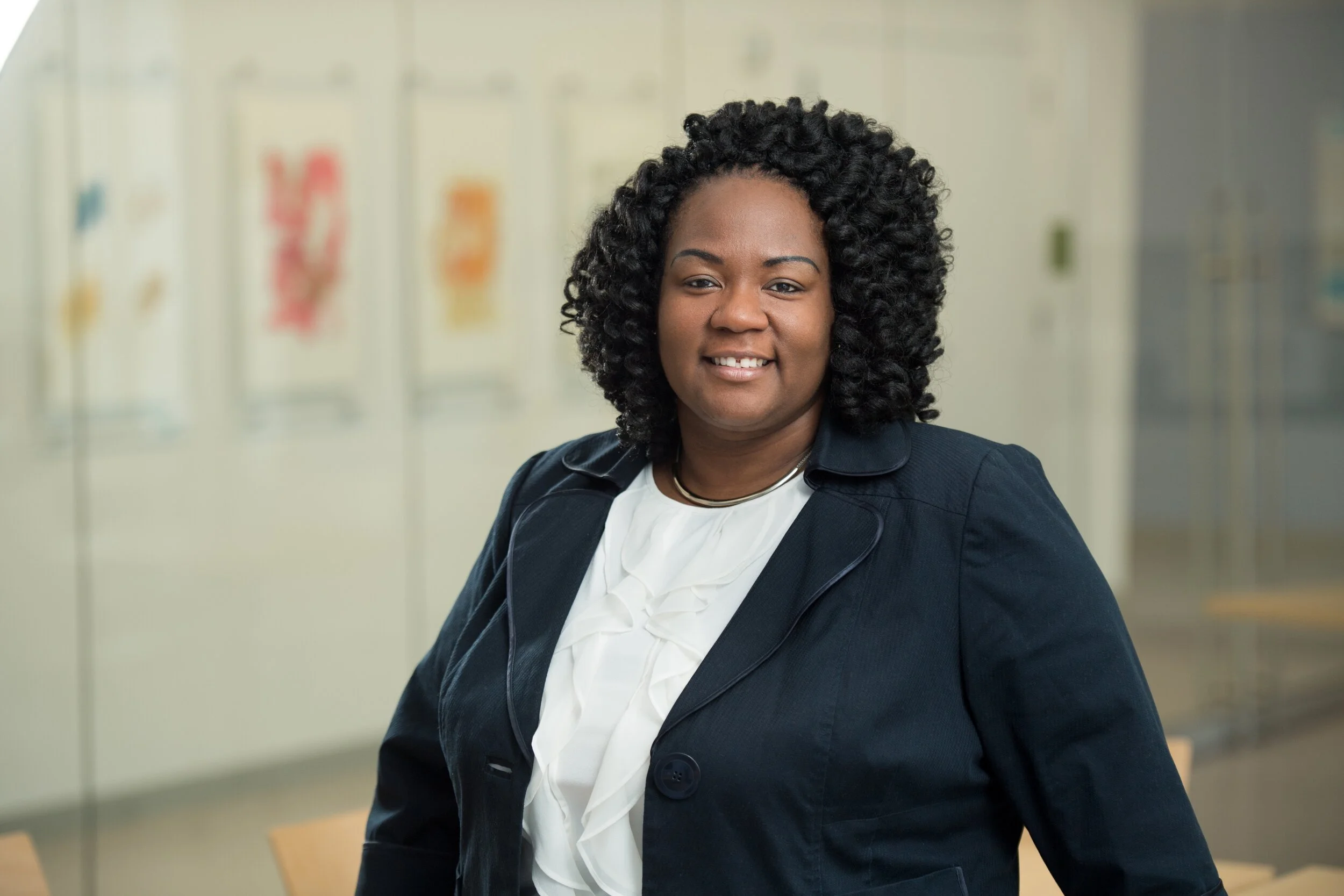 Shontay Delalue - Bio