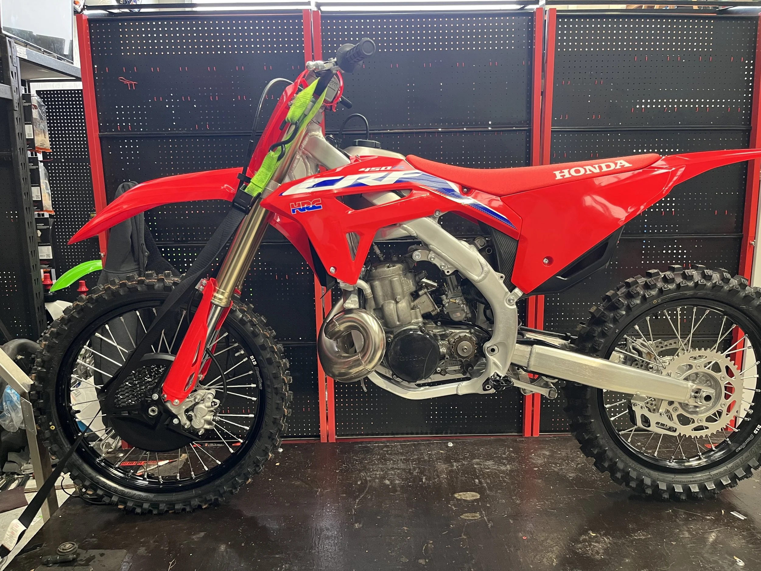 General 2 — Endless Sunday