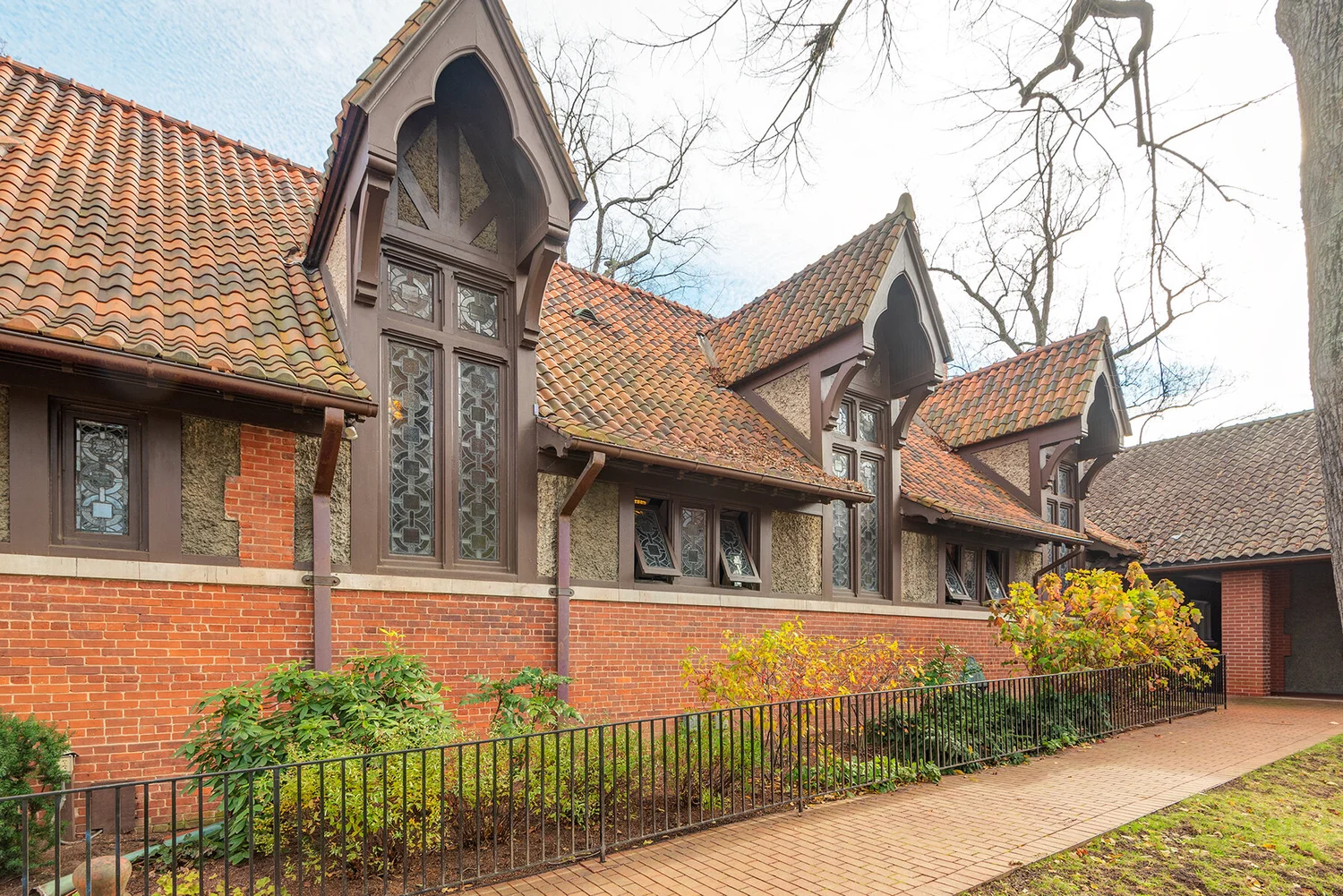 History & Architecture — The Cathedral of All Souls