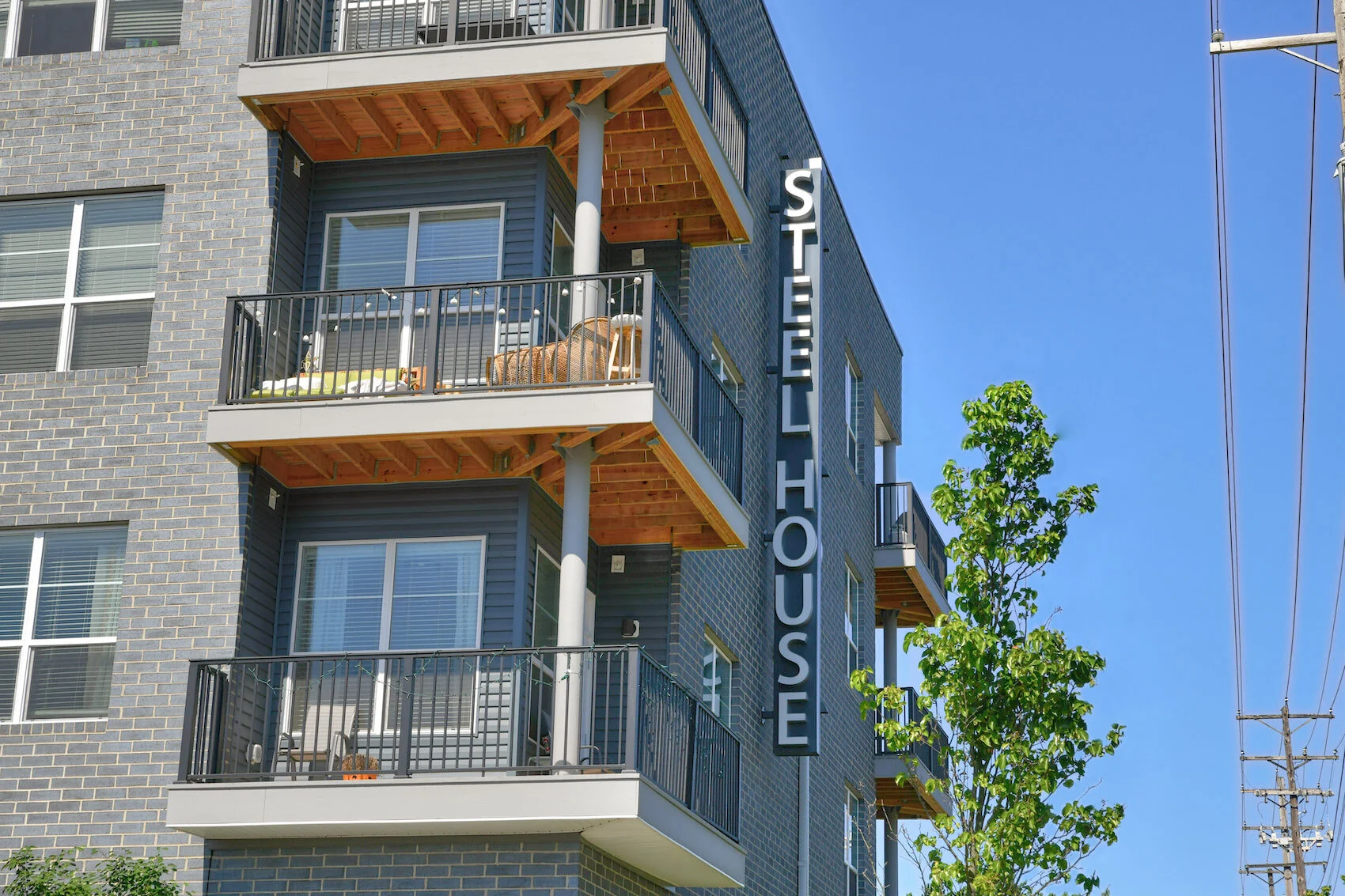 Photo Gallery | Apartments in Grandview — Steel House